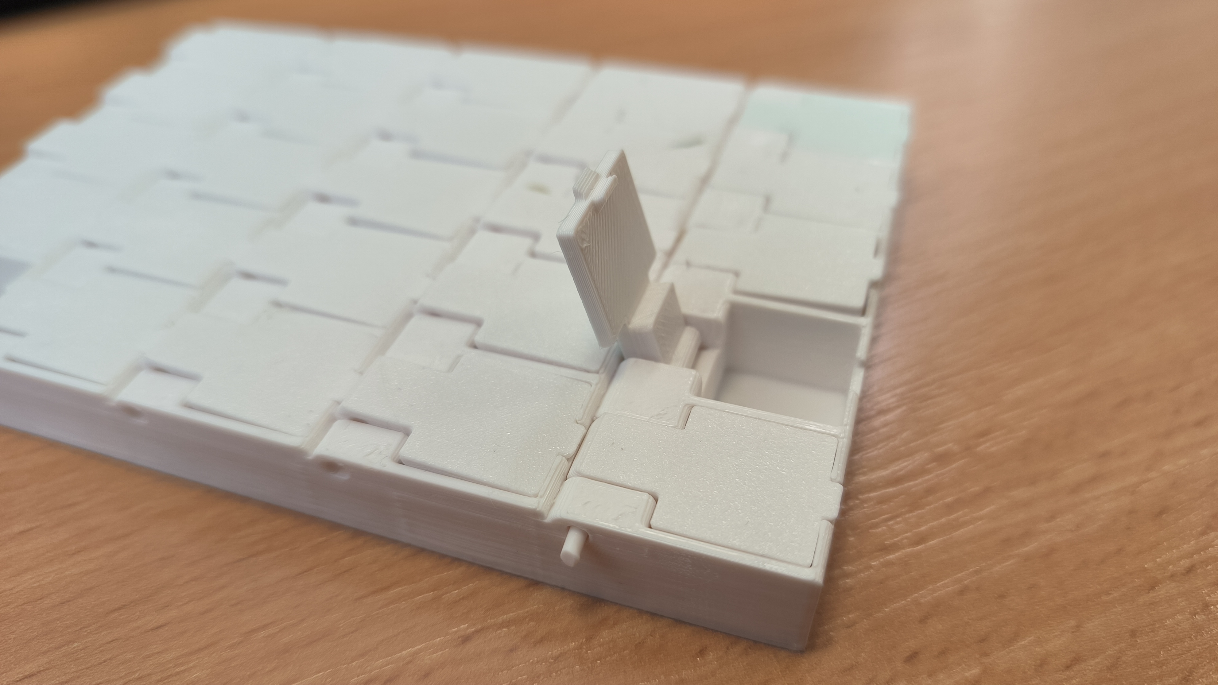 Stackable SMD Box OR medicament box by 3DSolutions | Download free STL ...