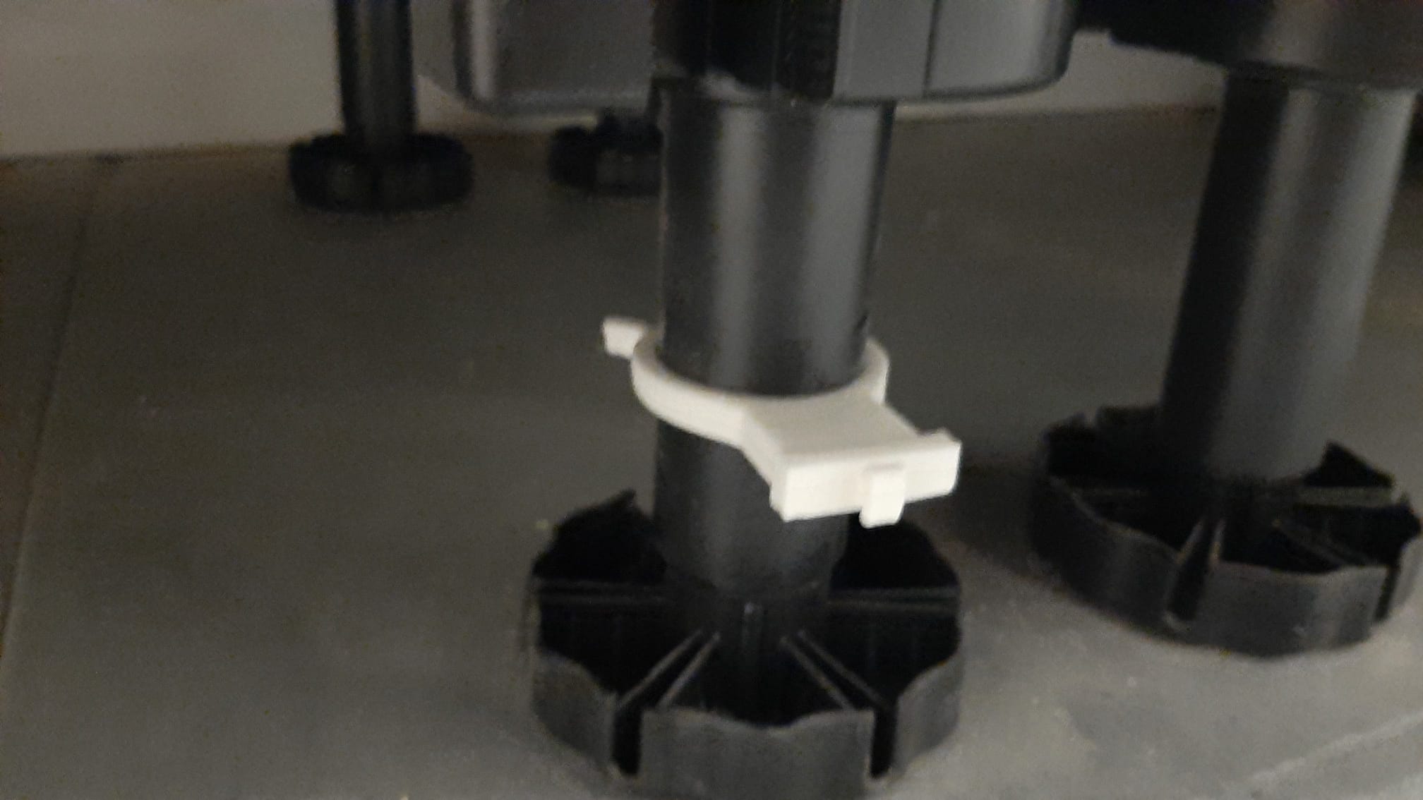 Kitchen baseboard clamp by enekomontero | Download free STL model ...