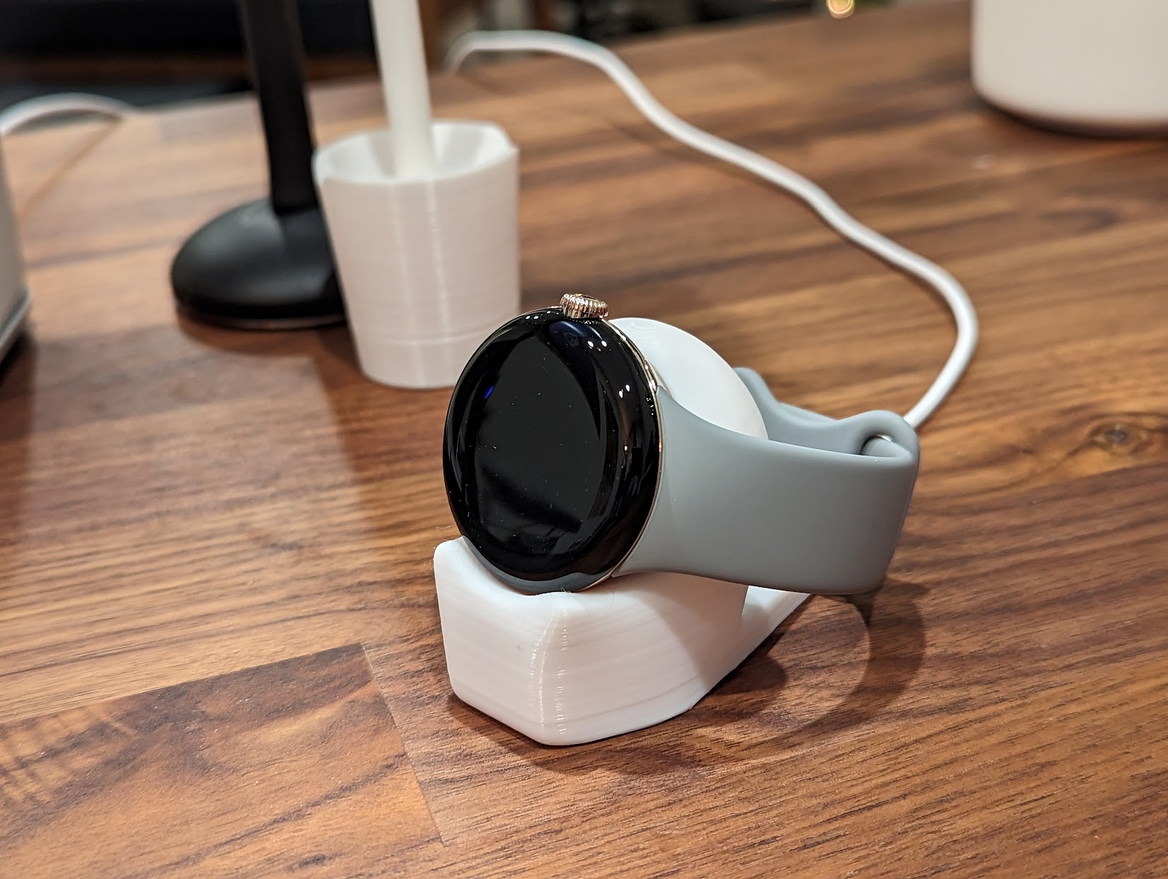 Google Pixel Watch Charging Stand by mathewsamuel | Download free STL ...