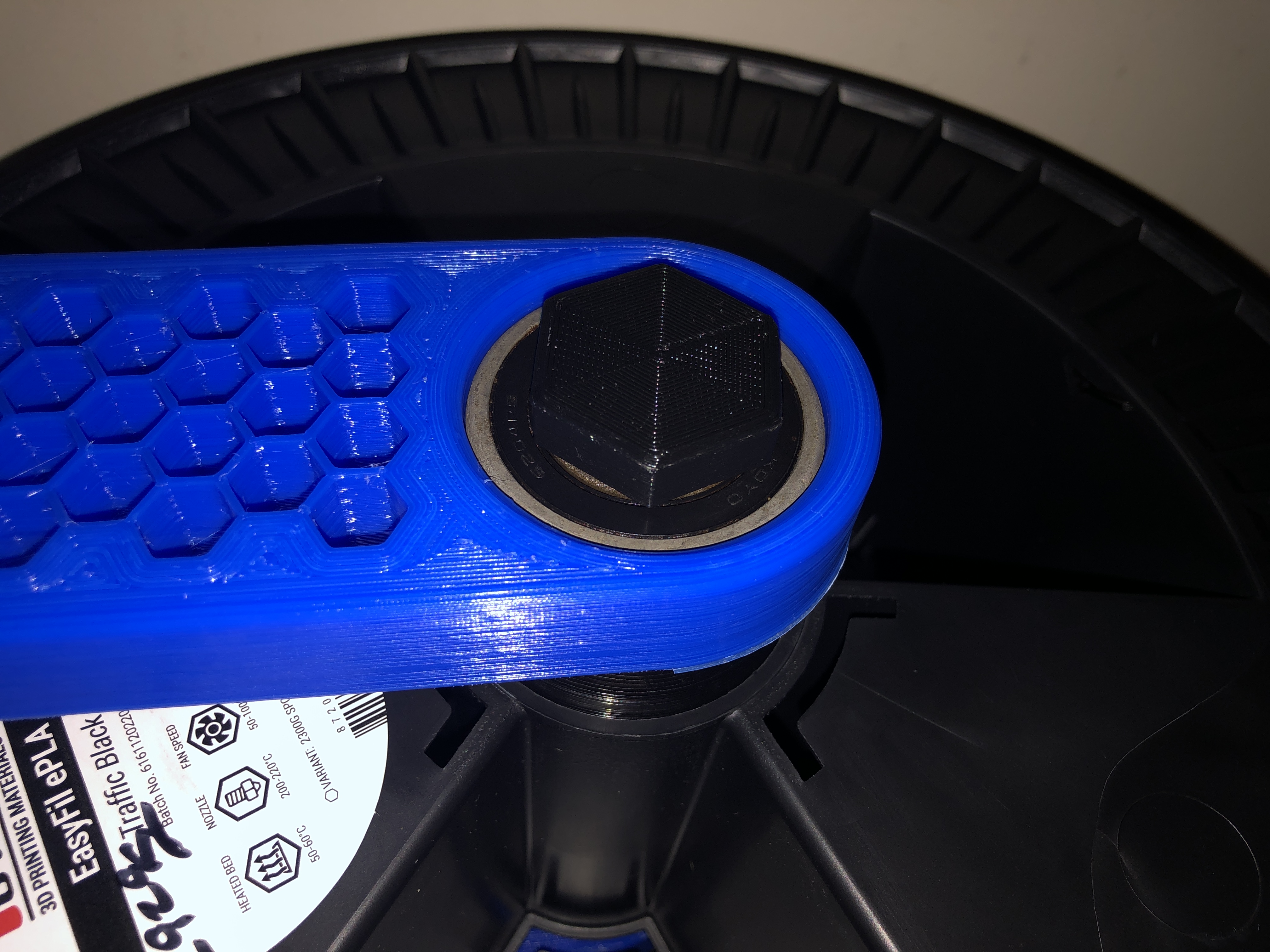 Large Spool Holder 2.3KG by Alzorm Designs | Download free STL model ...