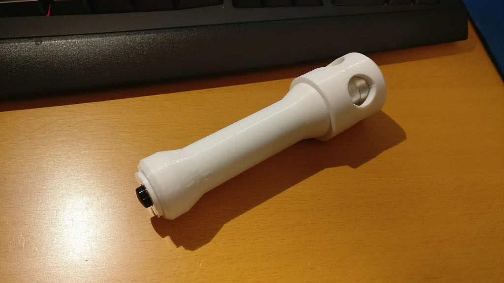 Flashlight body for LED/reflector drop-in module by Larry Guo ...