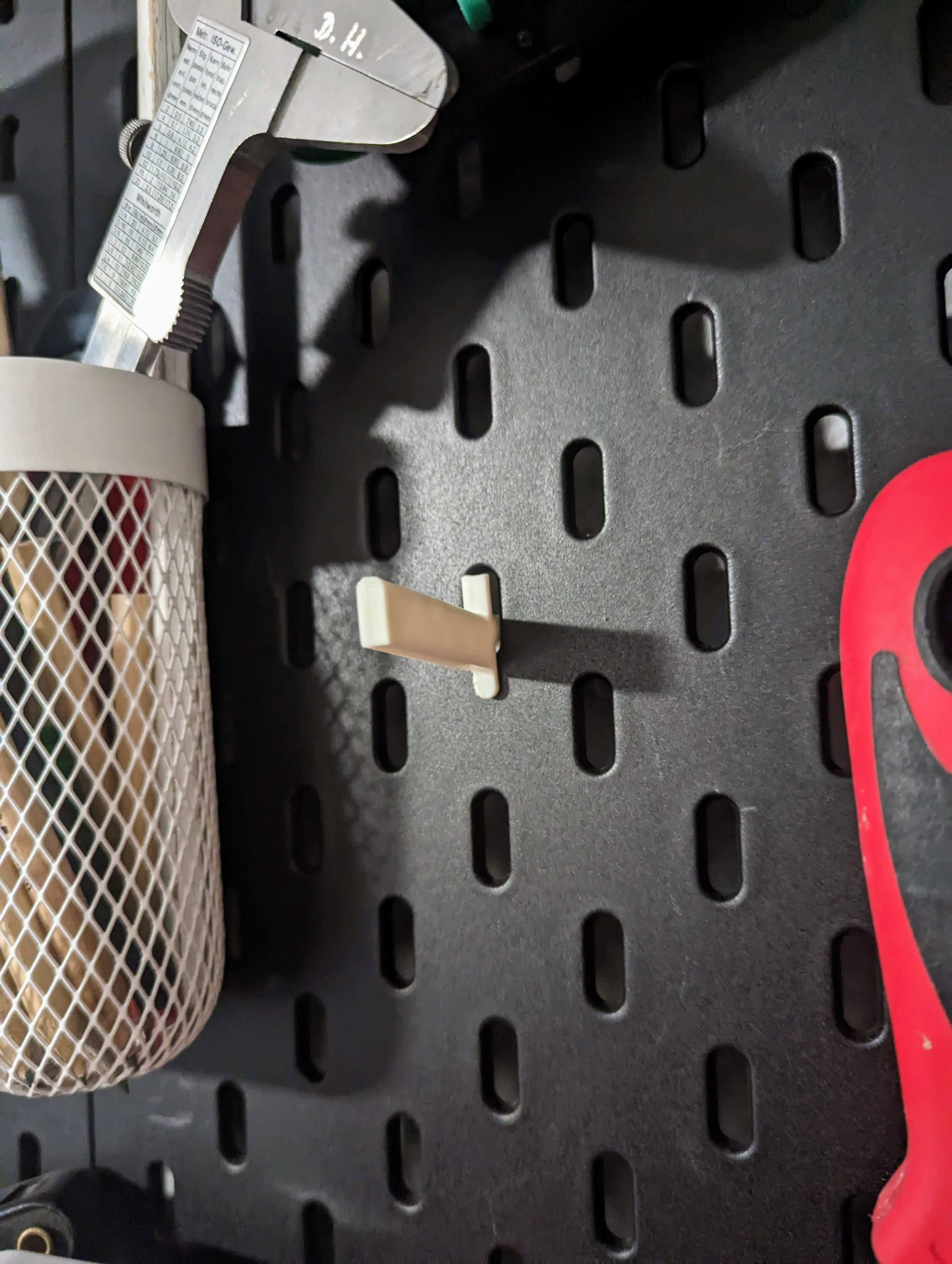 IKEA Skadis Hook scraper (Spachtelhalter) by Nicki | Download free STL ...