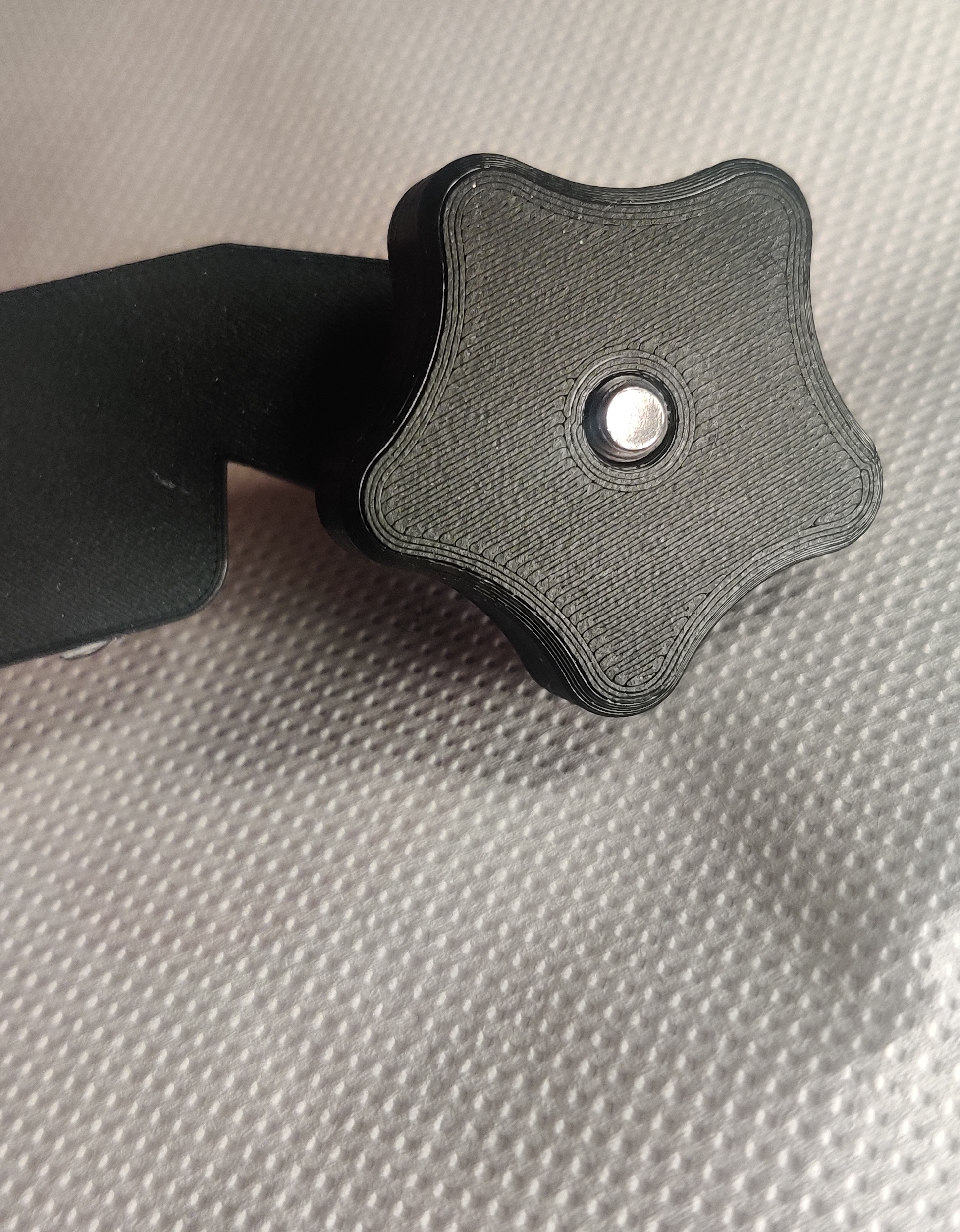 StarKnob - knob with M3 to M10 integrated nut par Fred.call ...