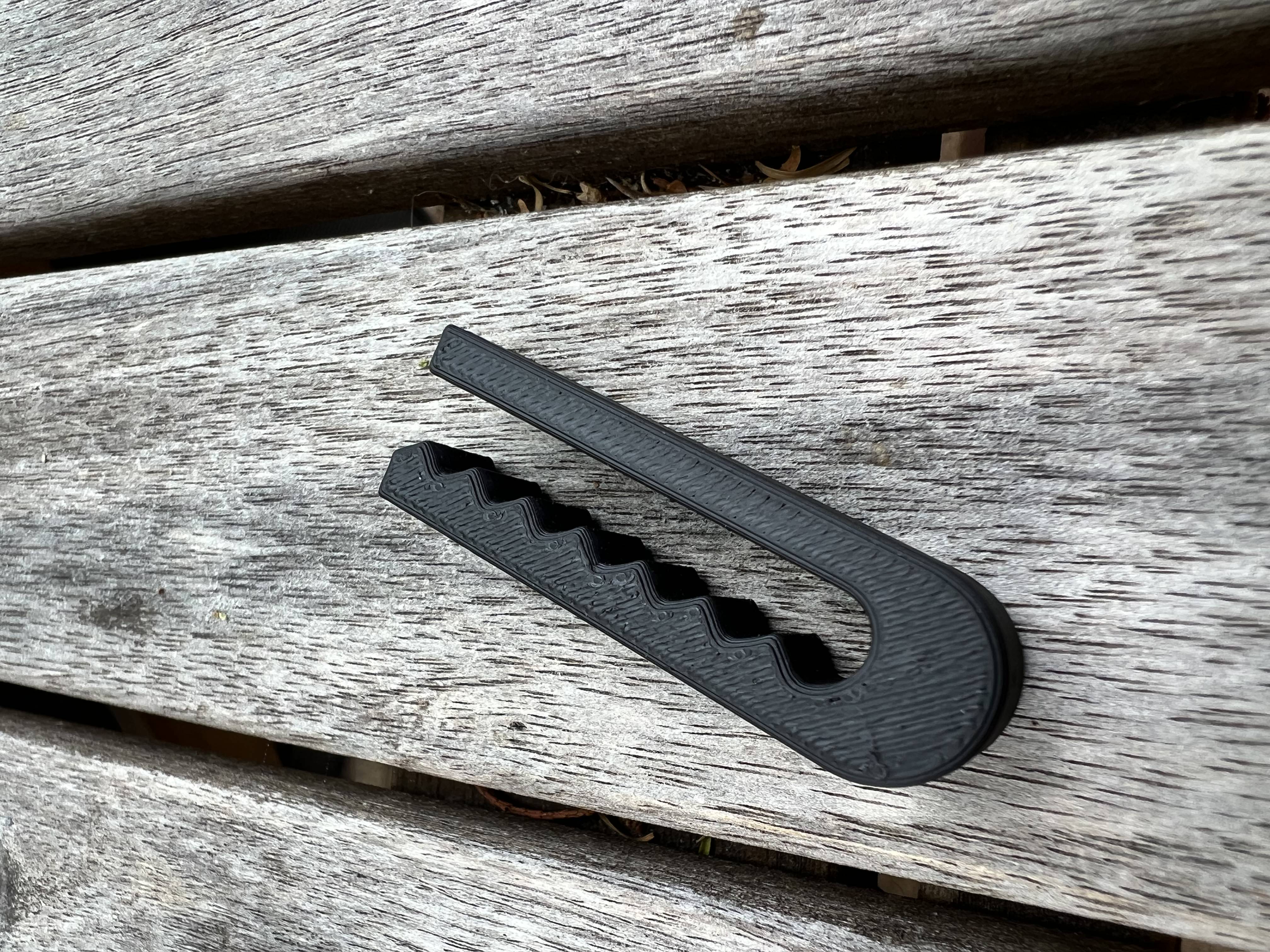 DJI Goggles 2 strap clip by Jackz86 | Download free STL model ...