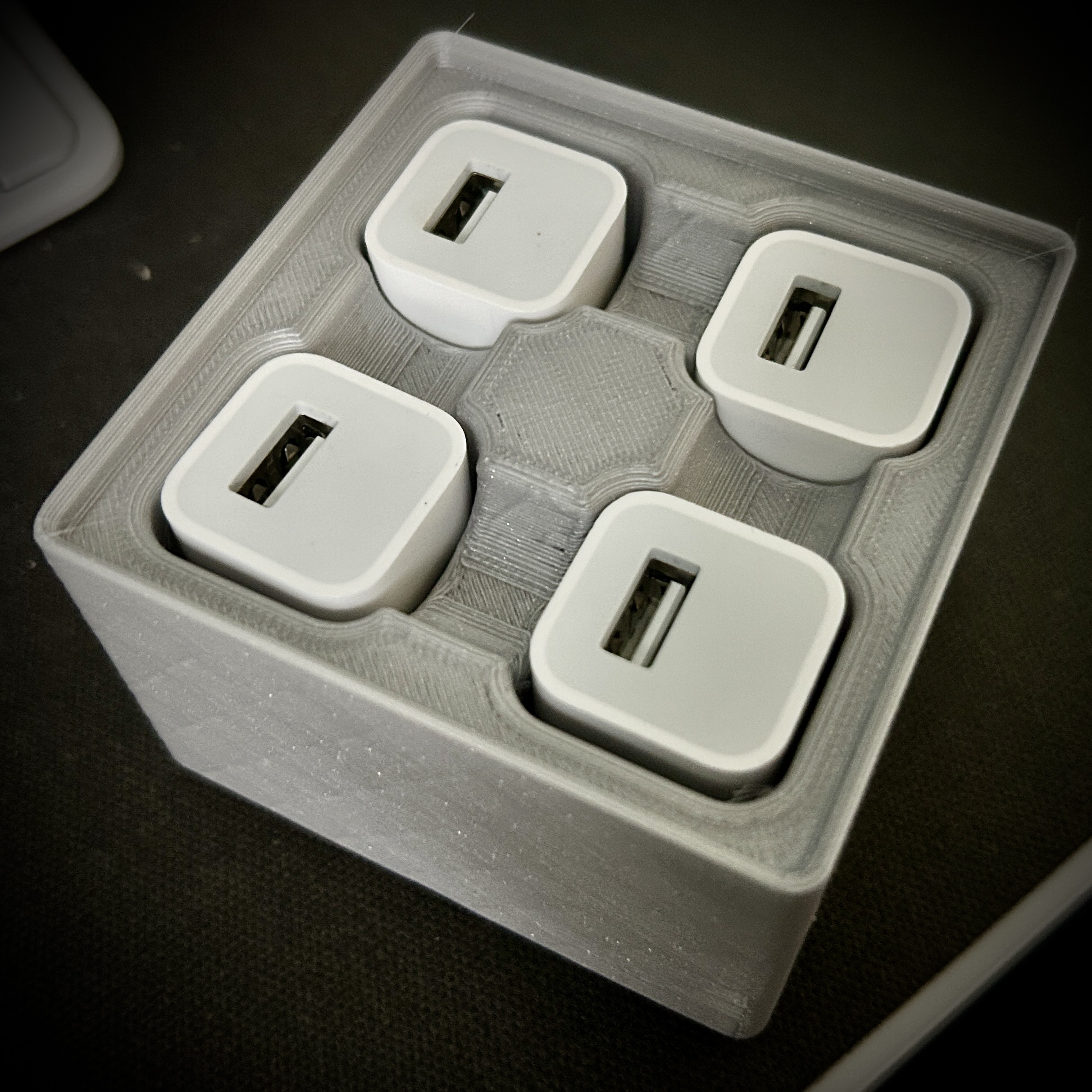 Gridfinity Apple USB Plug Storage (U.S.) by BenBreaksThings | Download ...