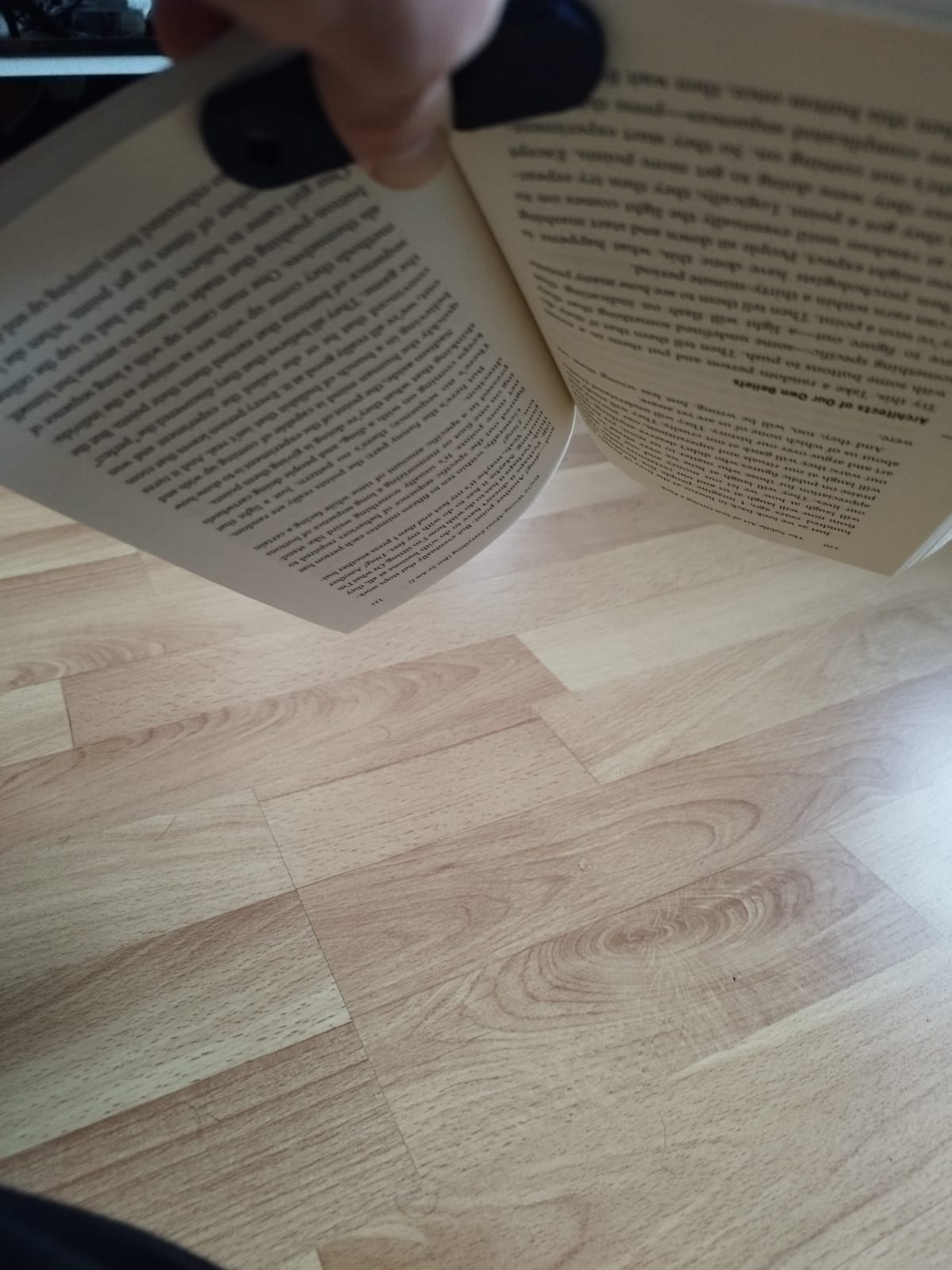 reading aid 2.0 / reading support / Book holder by Ax | Download free ...