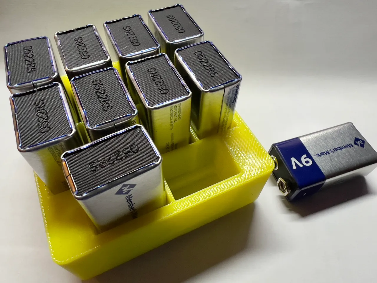 Gridfinity Safer 9V Battery Storage by PrussianTomasUSA | Download free STL model | Printables.com