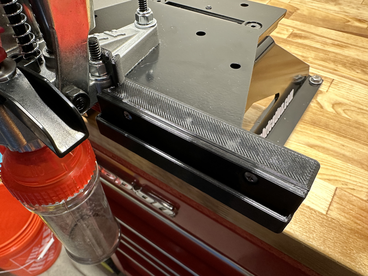 Akro/Uline Bin Bracket for Lee APP on IF QC Plate by kennyd1gital ...