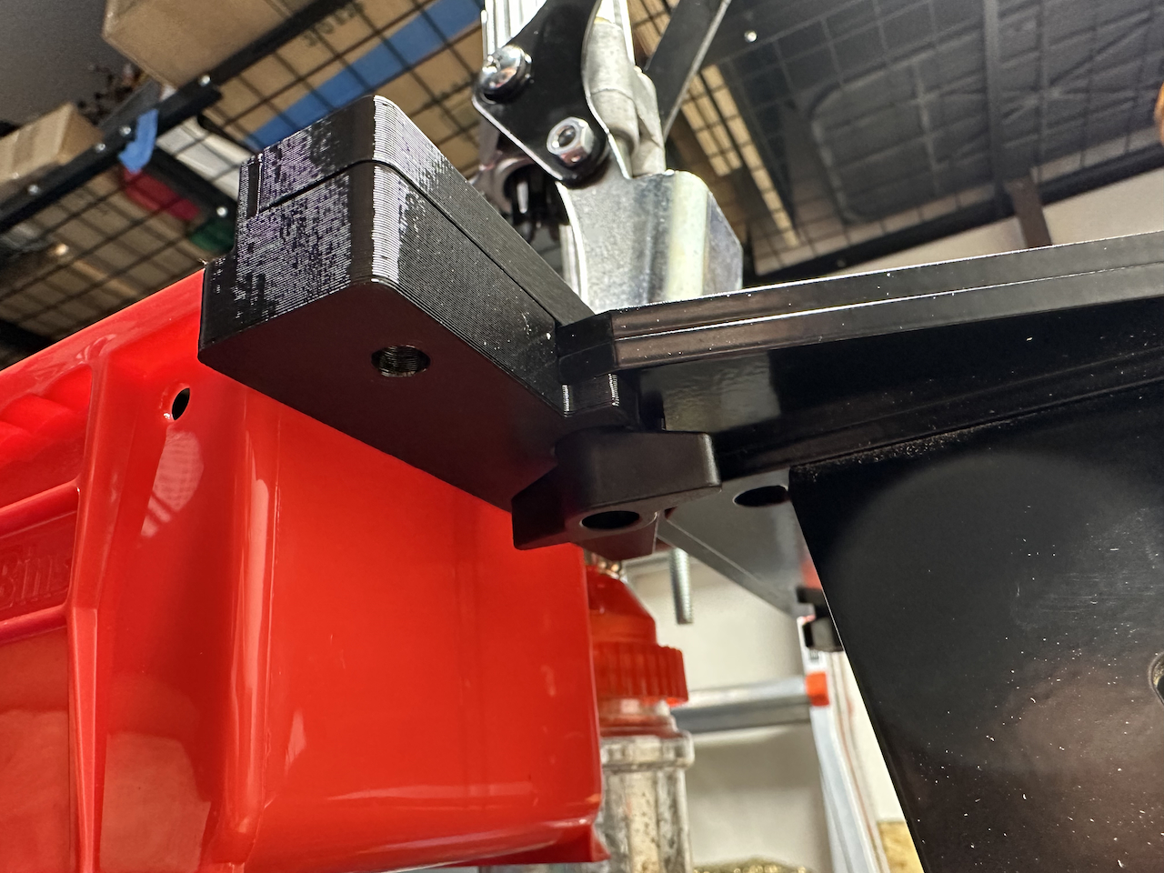 Akro/Uline Bin Bracket for Lee APP on IF QC Plate by kennyd1gital ...