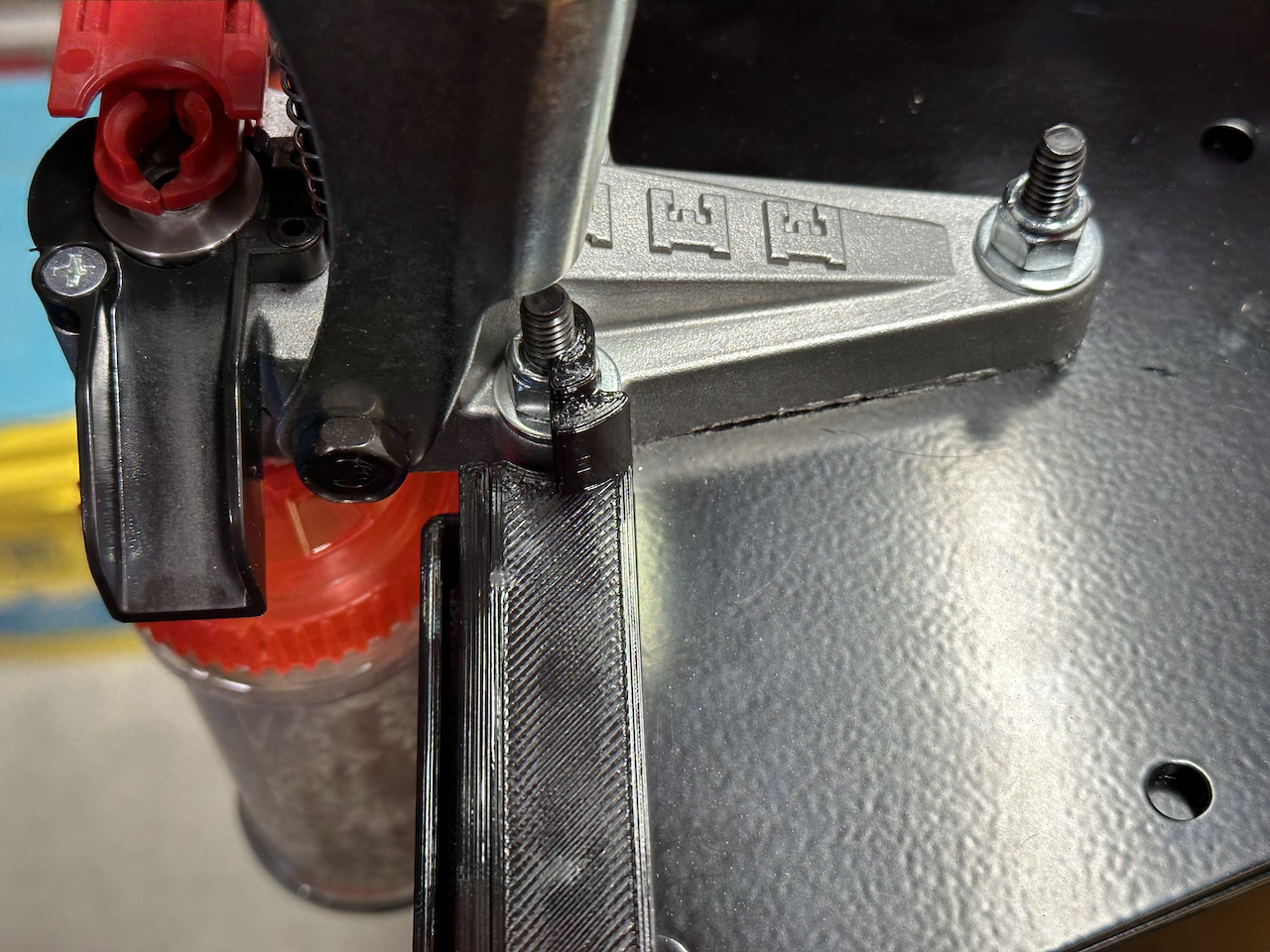 Akro/Uline Bin Bracket for Lee APP on IF QC Plate by kennyd1gital ...