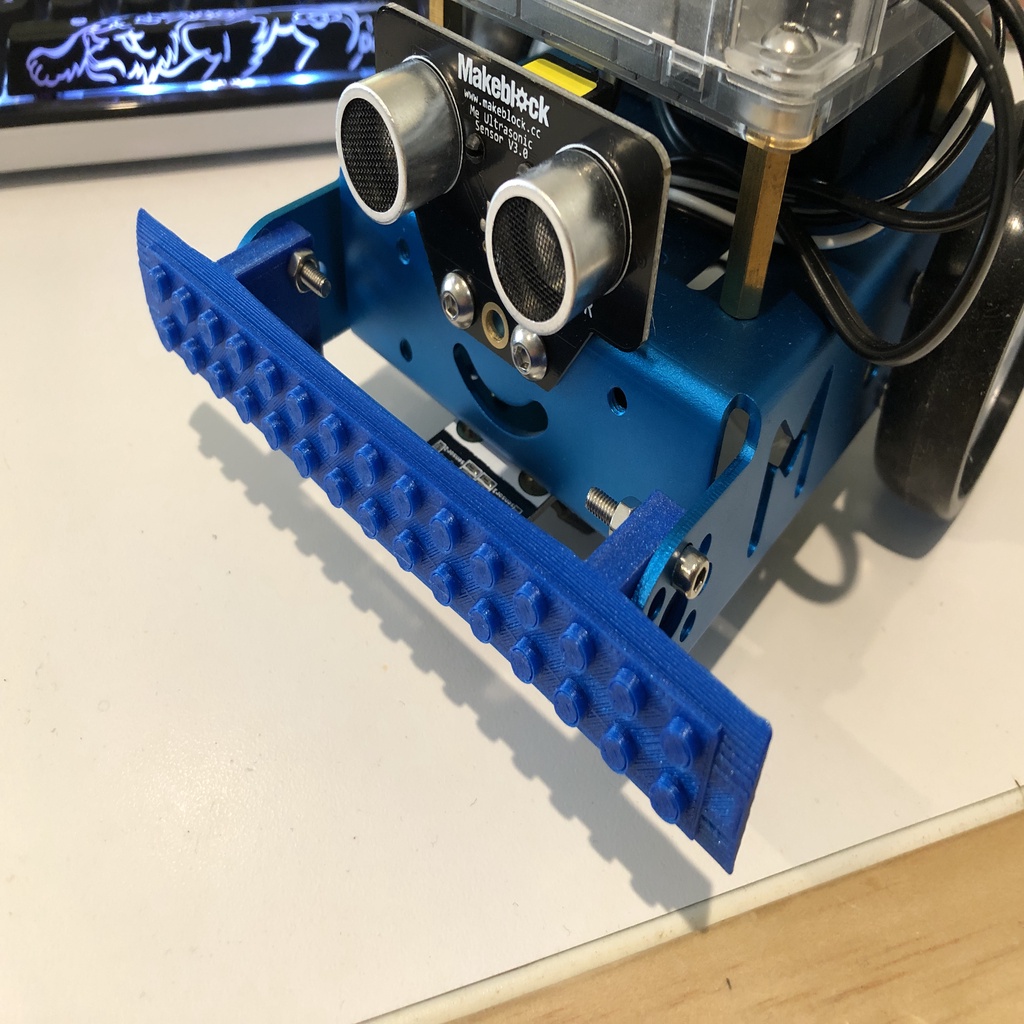Robot bumper with plastick building block interface by ItsVRK ...