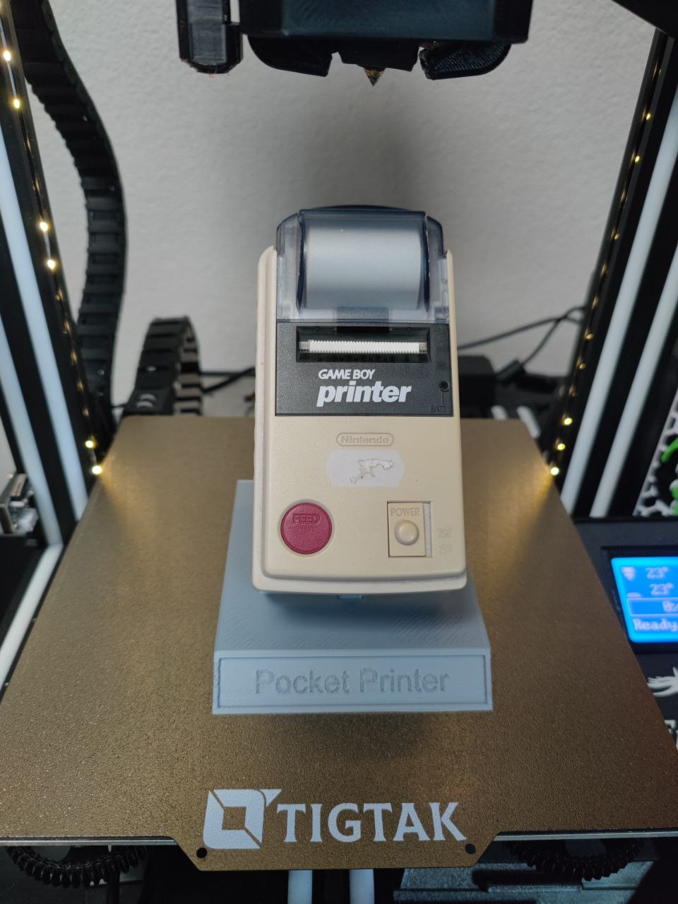 Game Boy Printer/Pocket Printer Stand by GuyWithAPrinter | Download ...