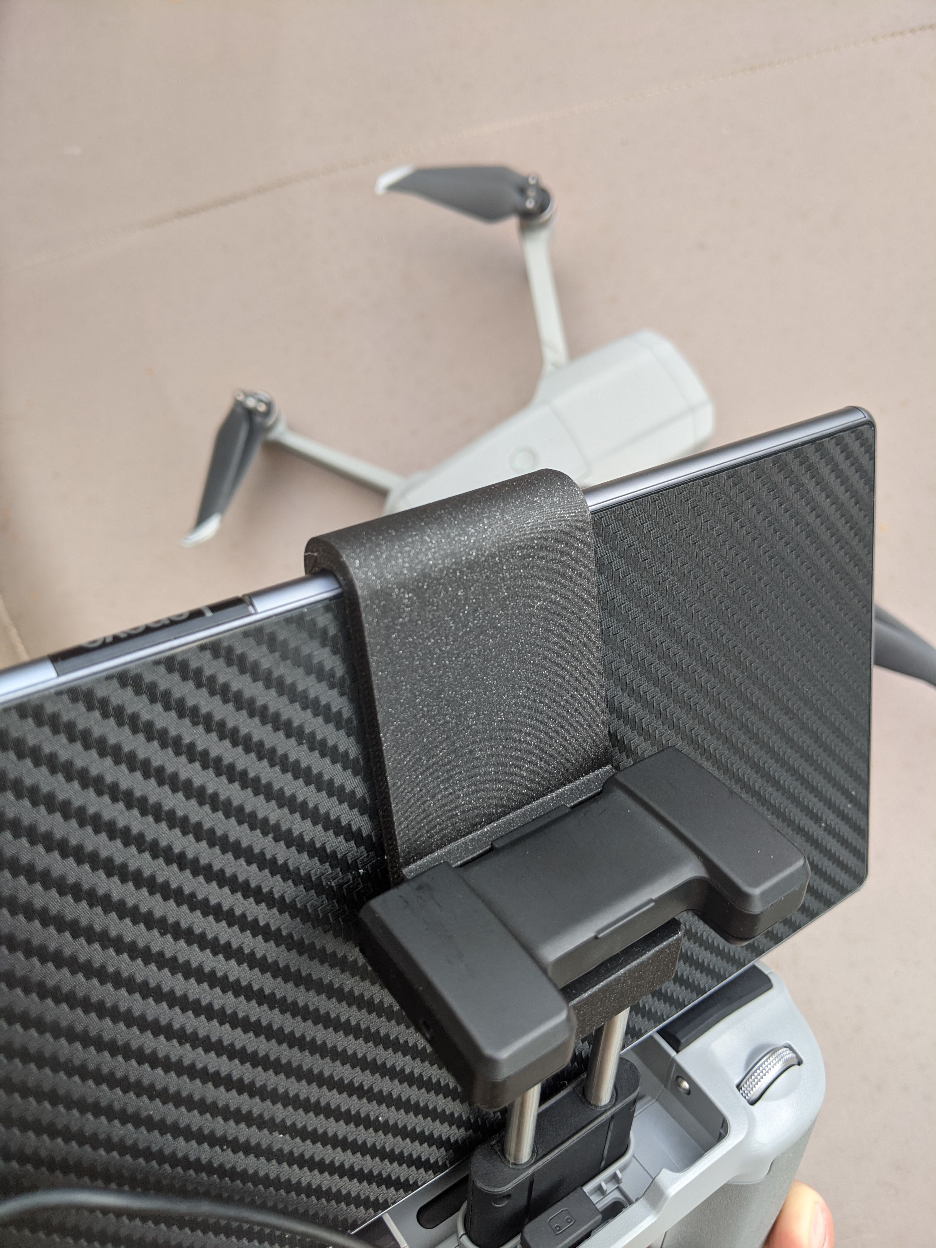 DJI MAVIC AIR 2 8" tablet mount by GurtKnev | Download free STL model ...