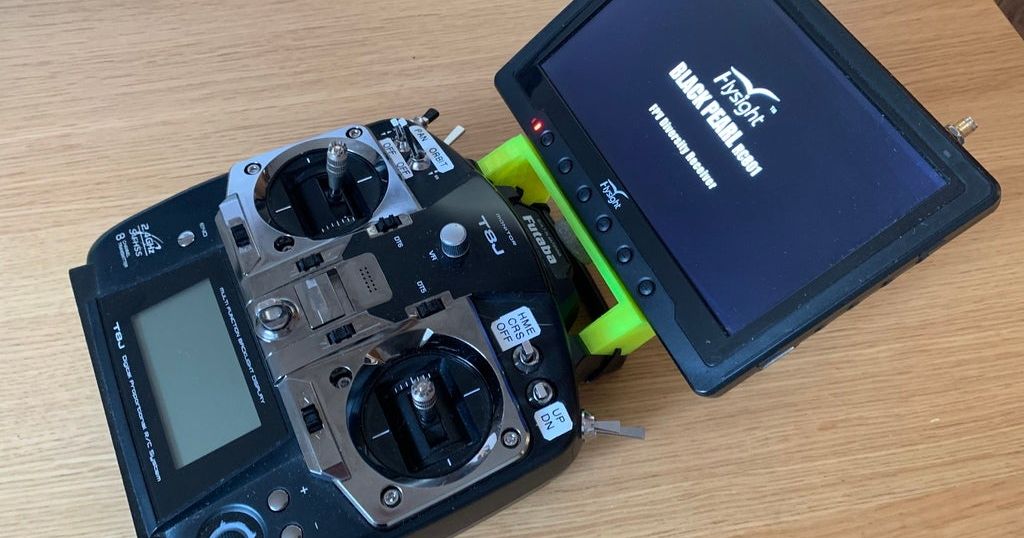 Futaba Monitor Mount by Rasmussen | Download free STL model ...