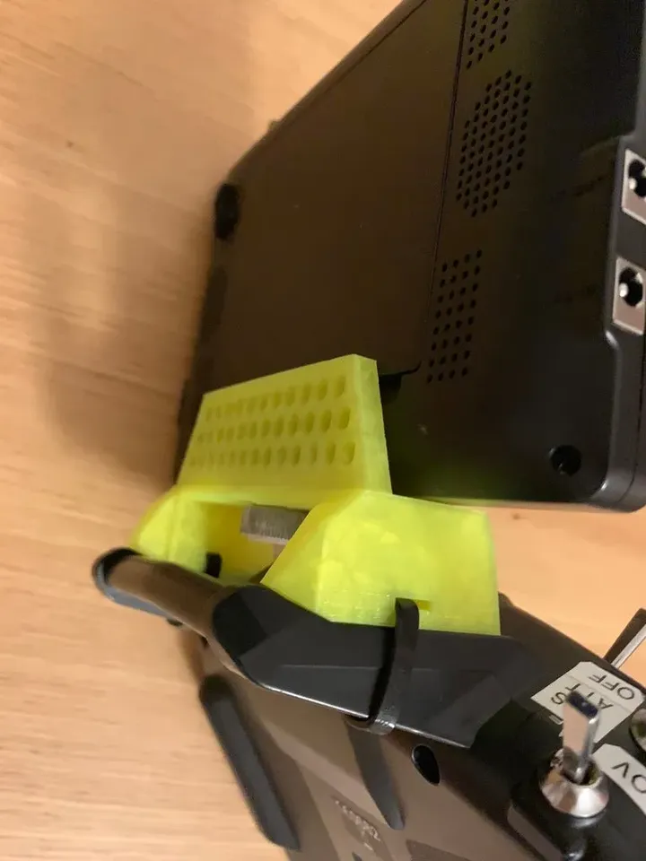 Futaba Monitor Mount by Rasmussen | Download free STL model ...