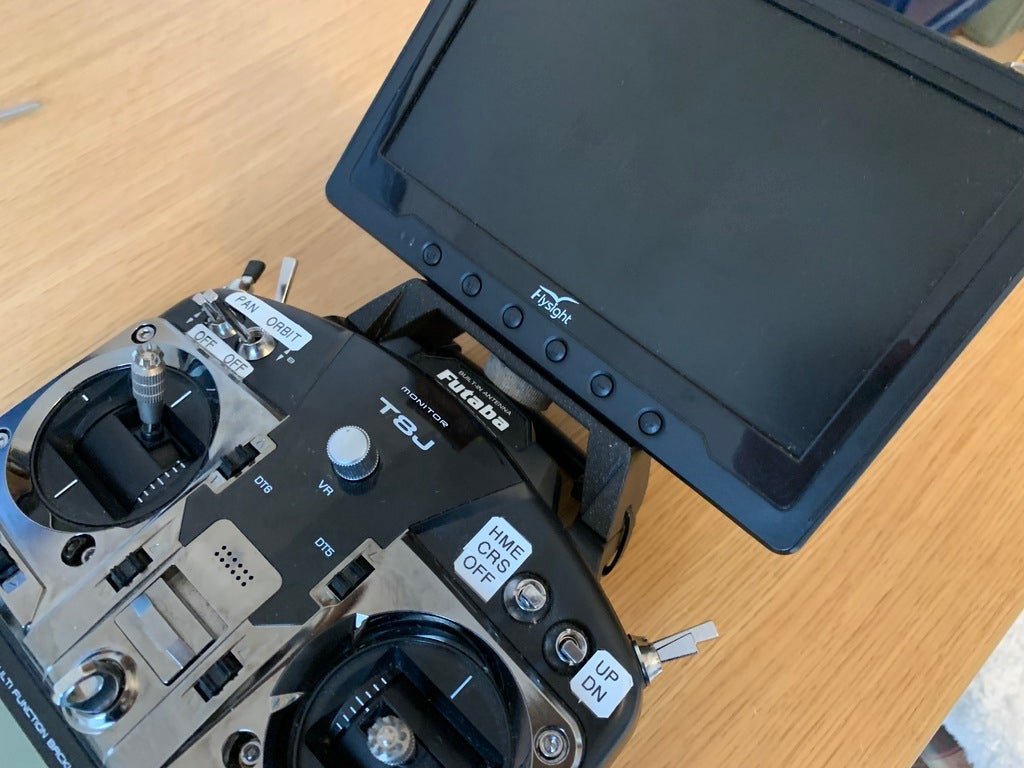 Futaba Monitor Mount V2 by Rasmussen | Download free STL model ...