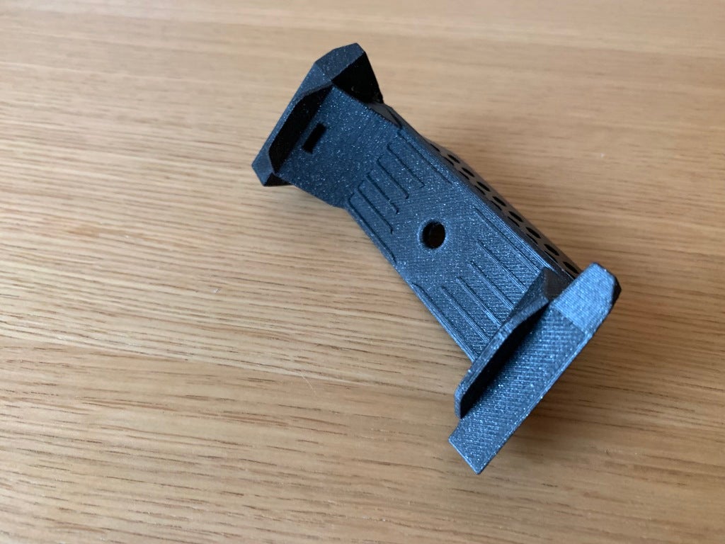 Futaba Monitor Mount V2 by Rasmussen | Download free STL model ...