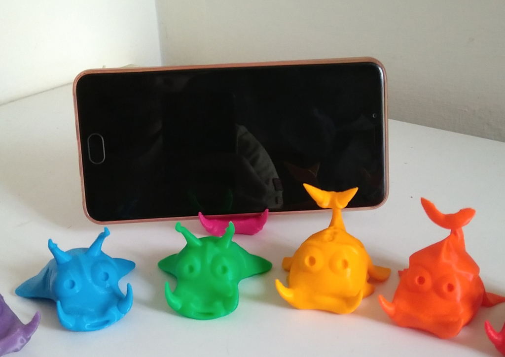 Cute Fishes - Phone Stand / Card Holder by Fernando Jerez | Download ...