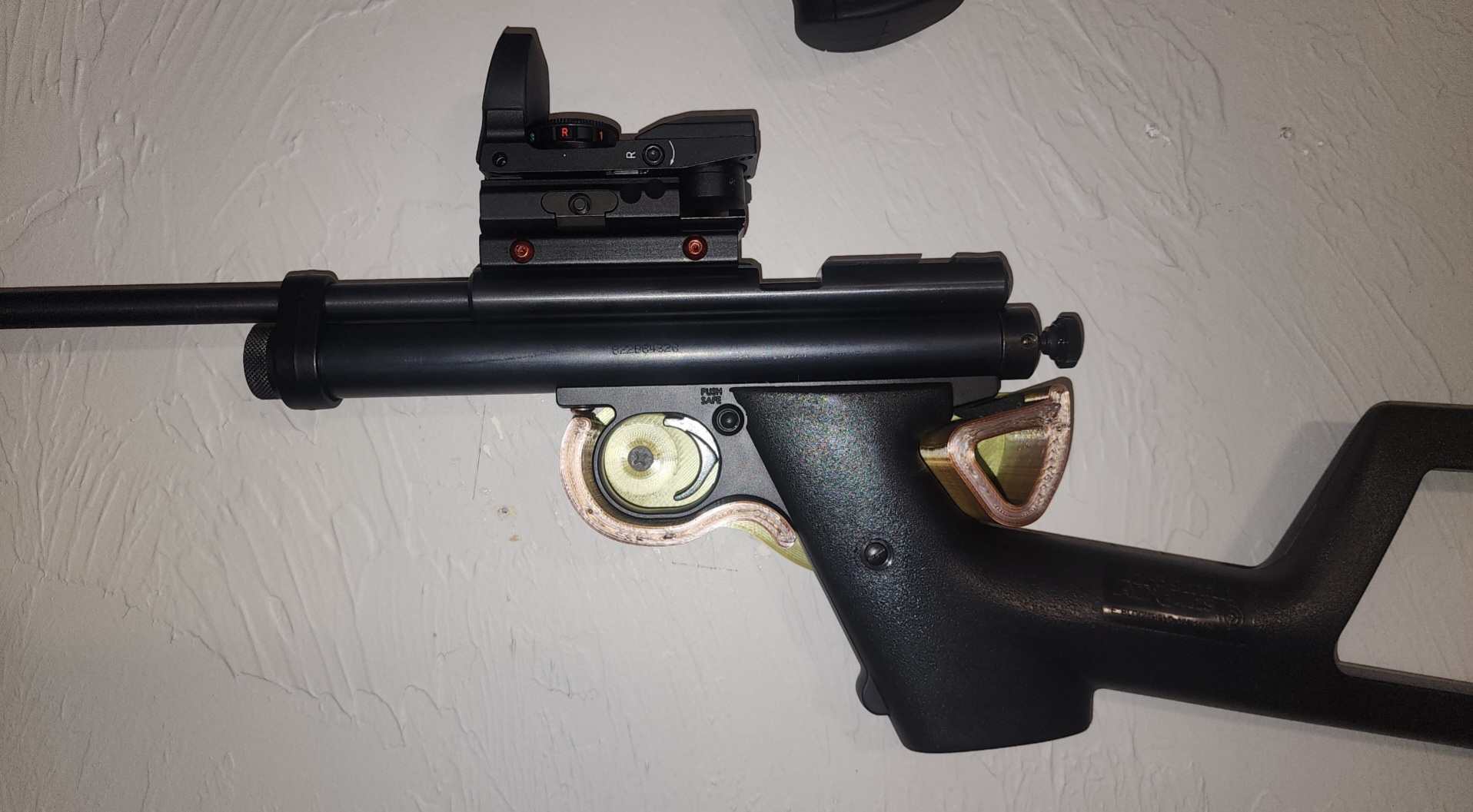 Crosman 2240 custom wall mount by Anton | Download free STL model ...