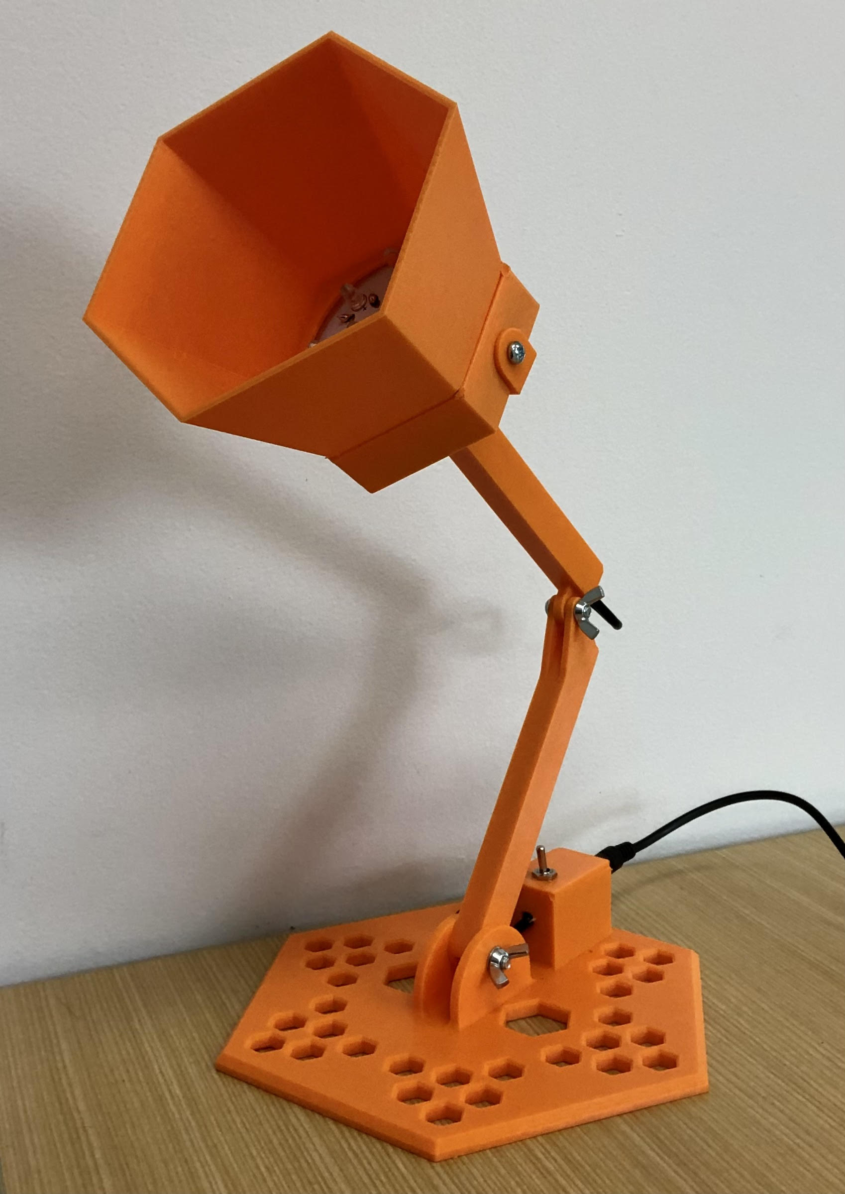 Cantilever Lamp by Jono L | Download free STL model | Printables.com