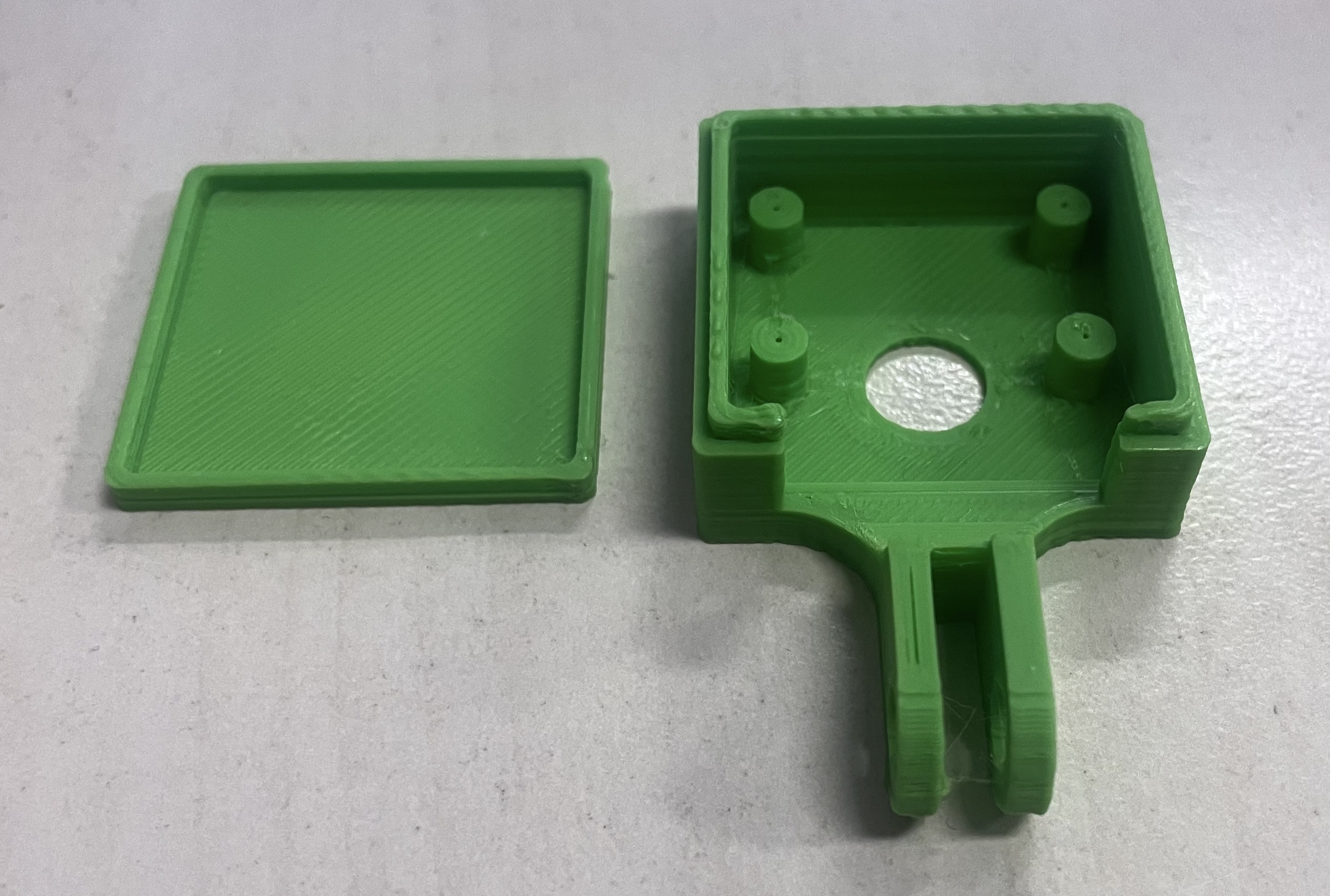 Raspberry Pi Camera Module V2 box by Marekas | Download free STL model ...