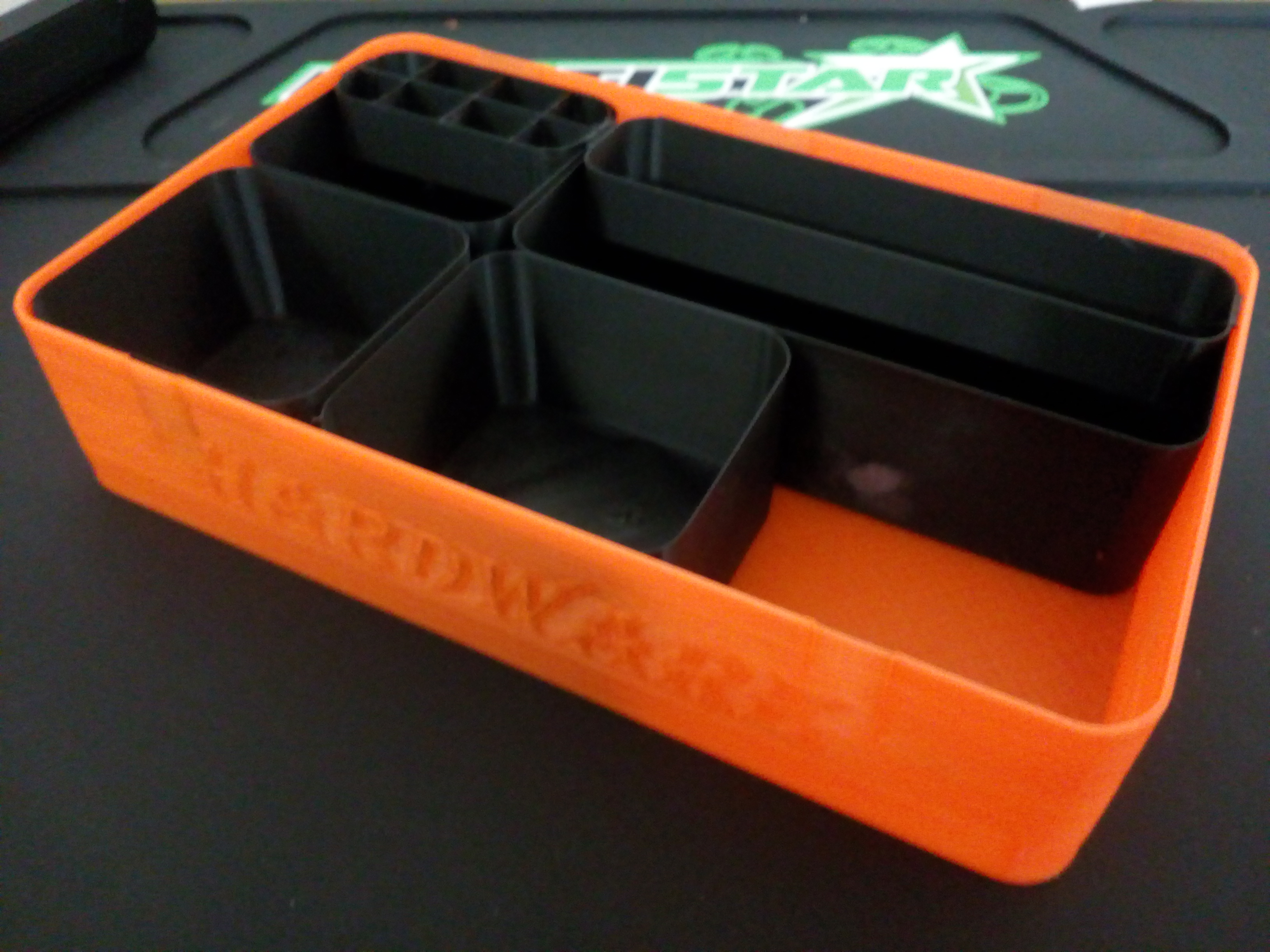 Easy printable adjustable parts box by 3Drcnc | Download free STL model ...