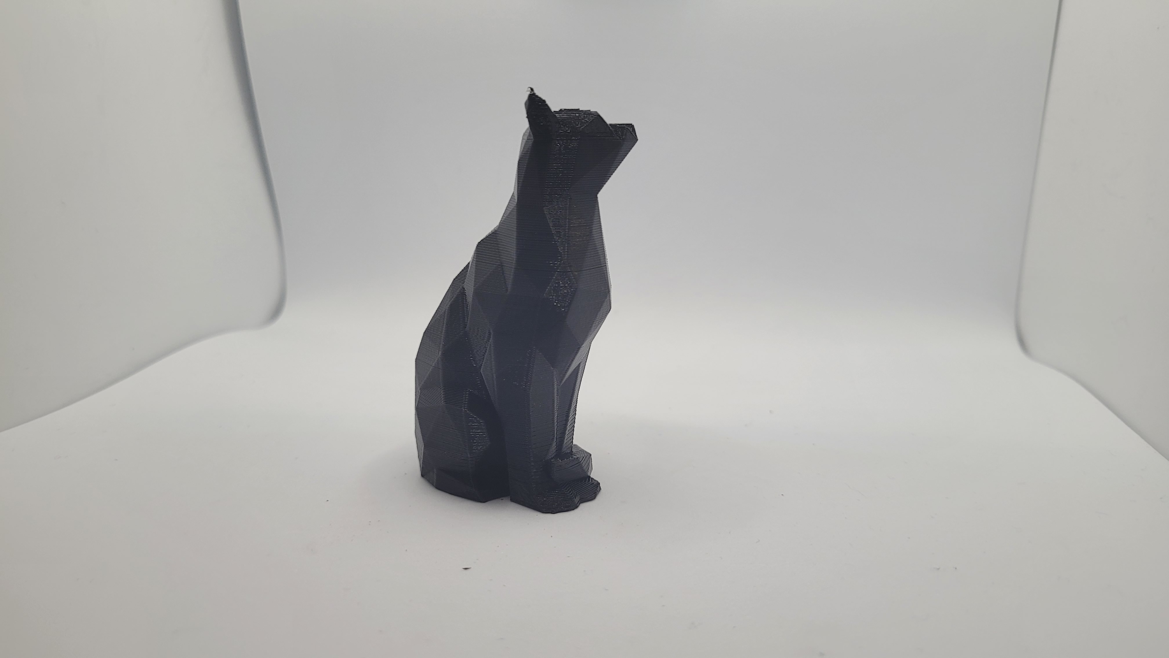 Lowpoly sitting cat - remixed by Brad3DPrints | Download free STL model ...