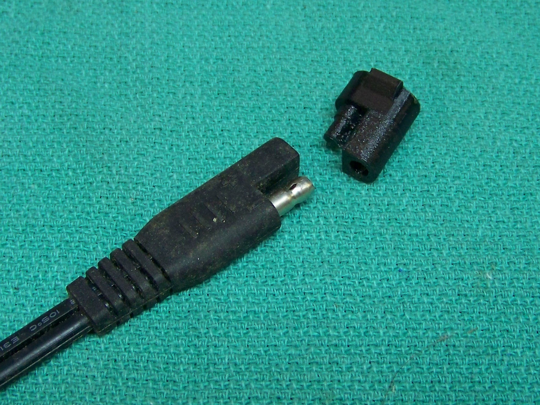 Hopkins 2pin Connector Cover by JEO | Download free STL model ...