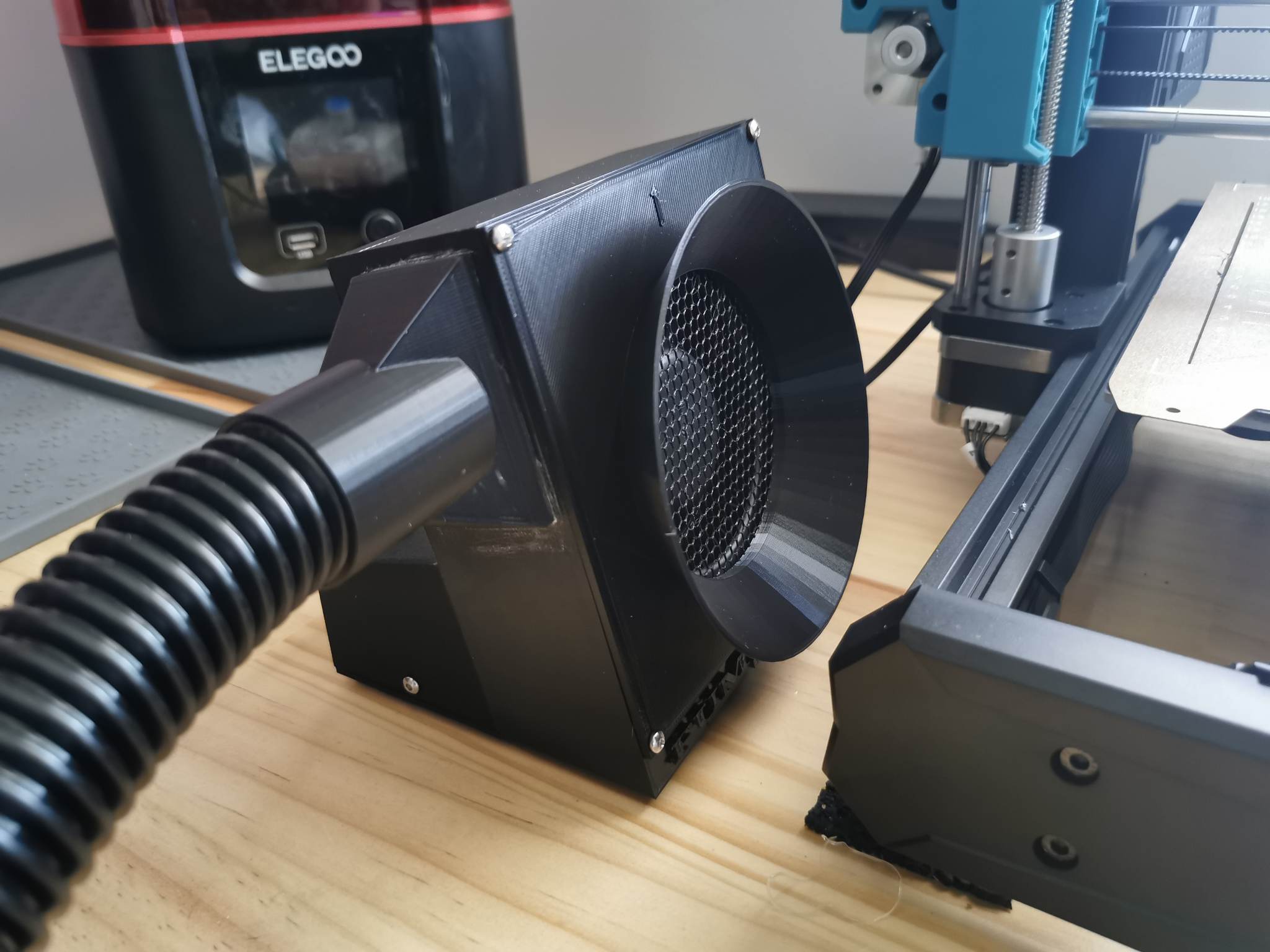 Desktop FUME EXTRACTOR by kssz2 | Download free STL model | Printables.com