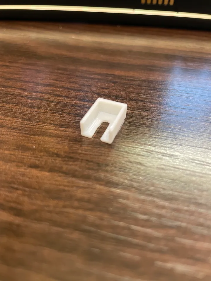 Simple Screw Bracket For Hanging Models by Seventy Eight Design ...