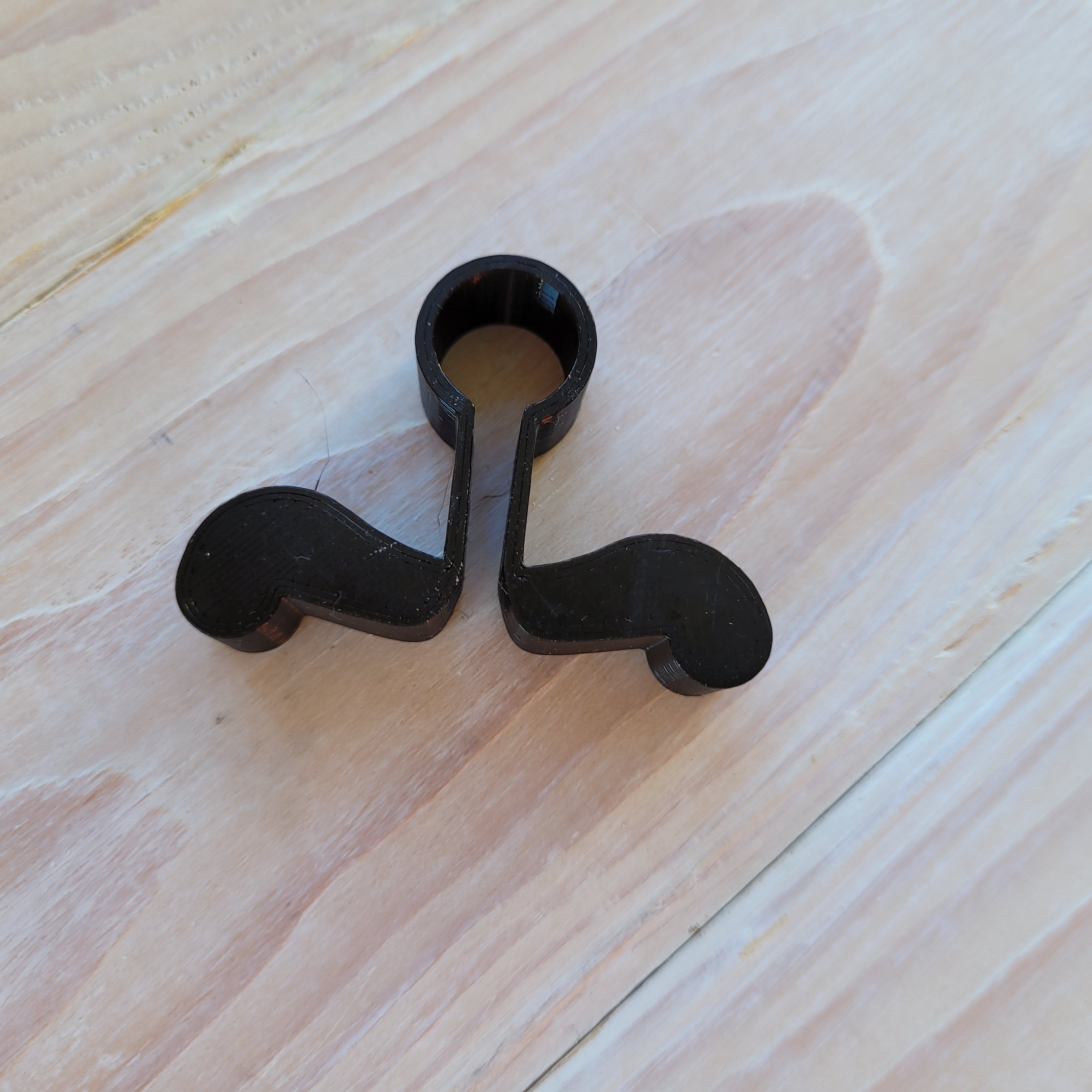 Pinball glass clip by Sboubman | Download free STL model | Printables.com