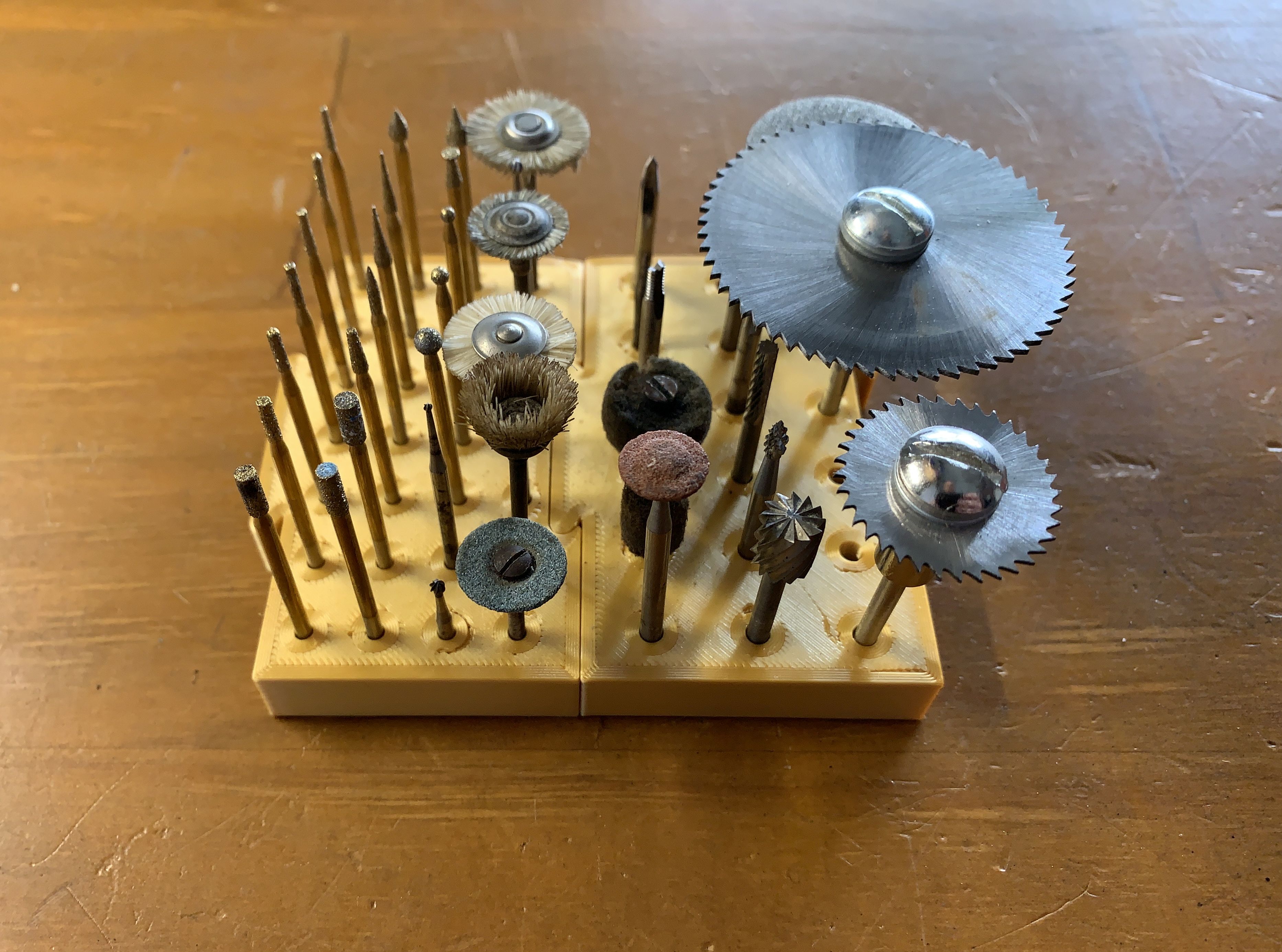 Burr Stand for 2.4, 3.0 and 3.2mm Shank by Wiseone | Download free STL ...