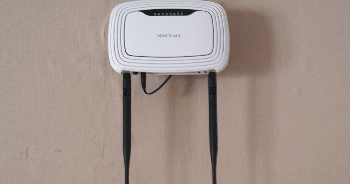 TP-Link WR841n wall mount by thor | Download free STL model ...