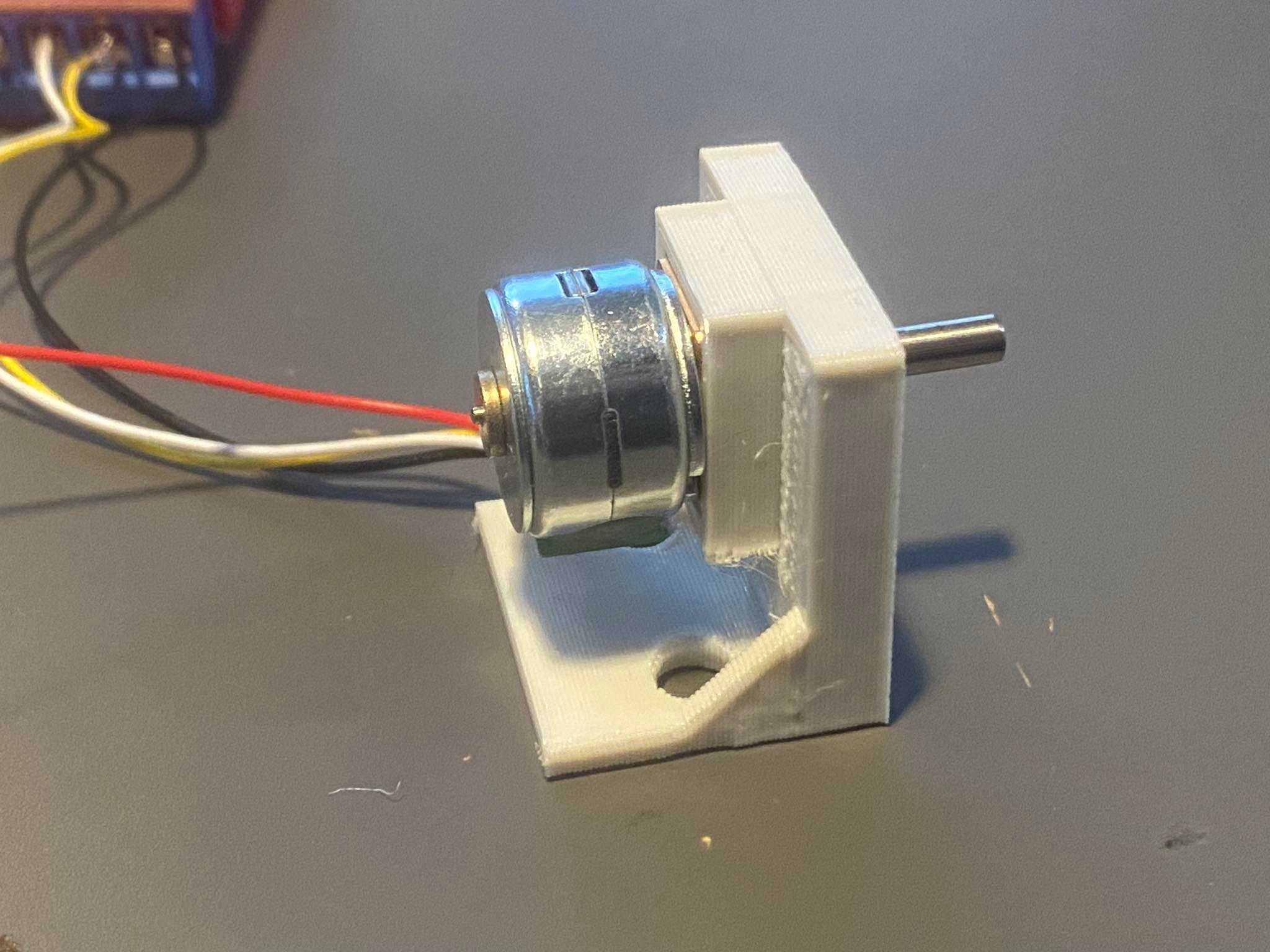 Small stepper motor mount and cover by Jakub Trzciński | Download free ...