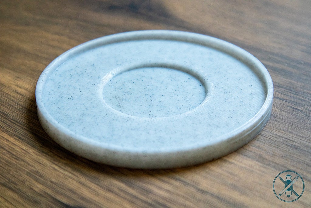 Small Saucer (Bulbasaur Planter Plate) by Katz Creates | Download free ...