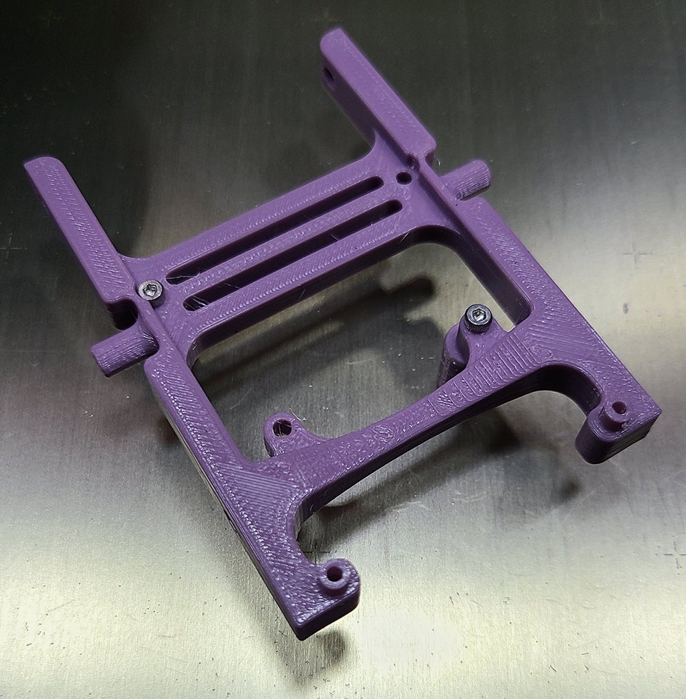 MN90 - D90 - Front Chassis Brace by SilverBullet126 | Download free STL ...