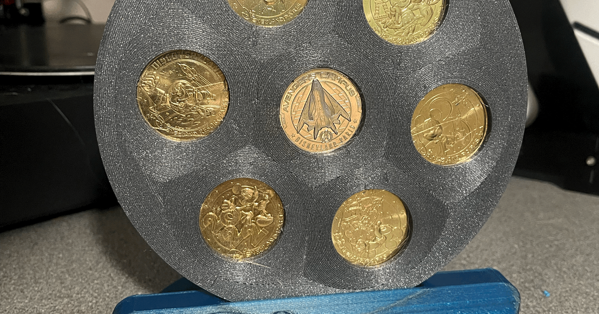 Disneyland Paris Coin Display par Lee Roberts | Téléchargez ...