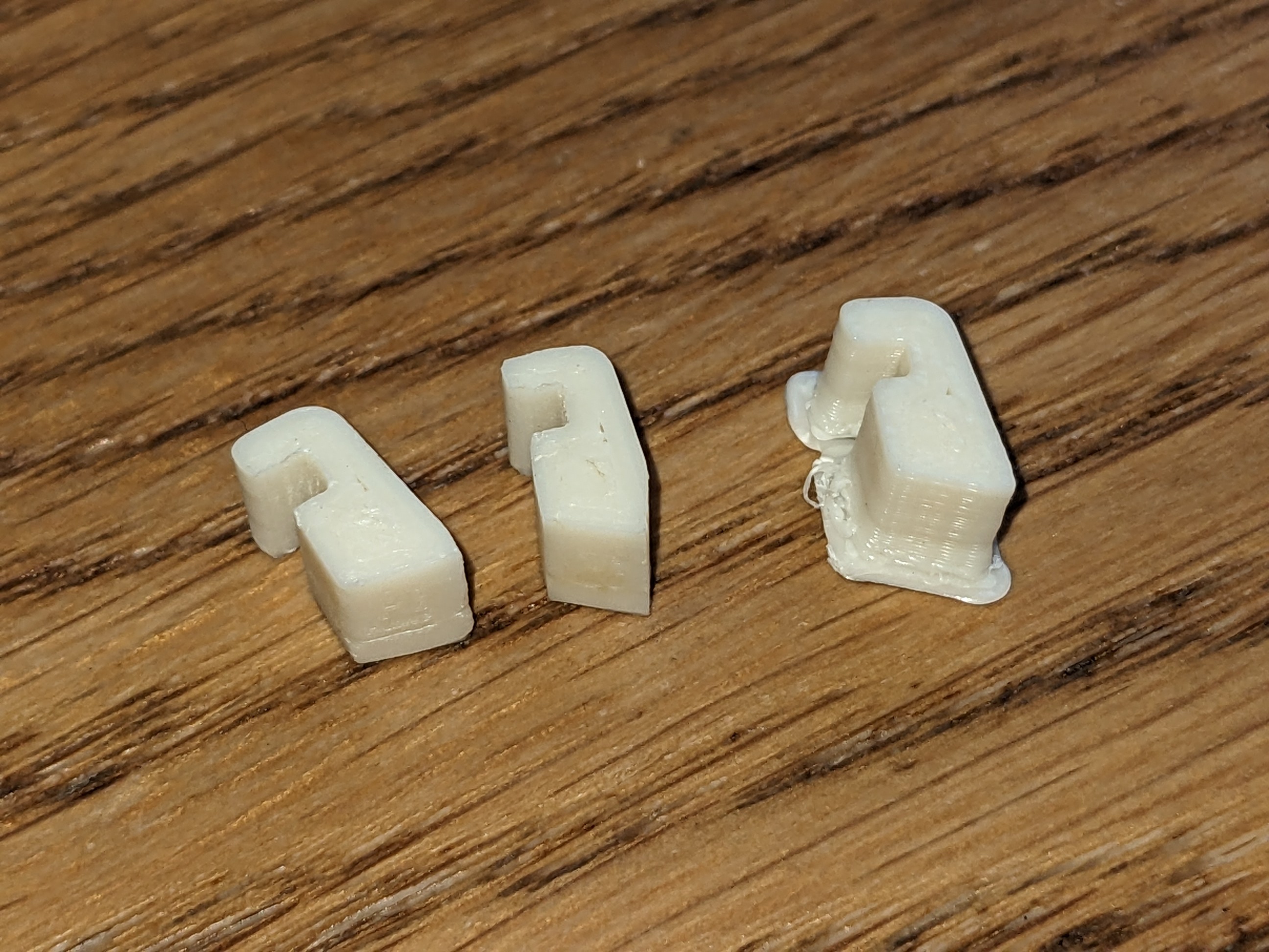 Amiga A600/A1200 rear case clip by ABrugsch | Download free STL model ...