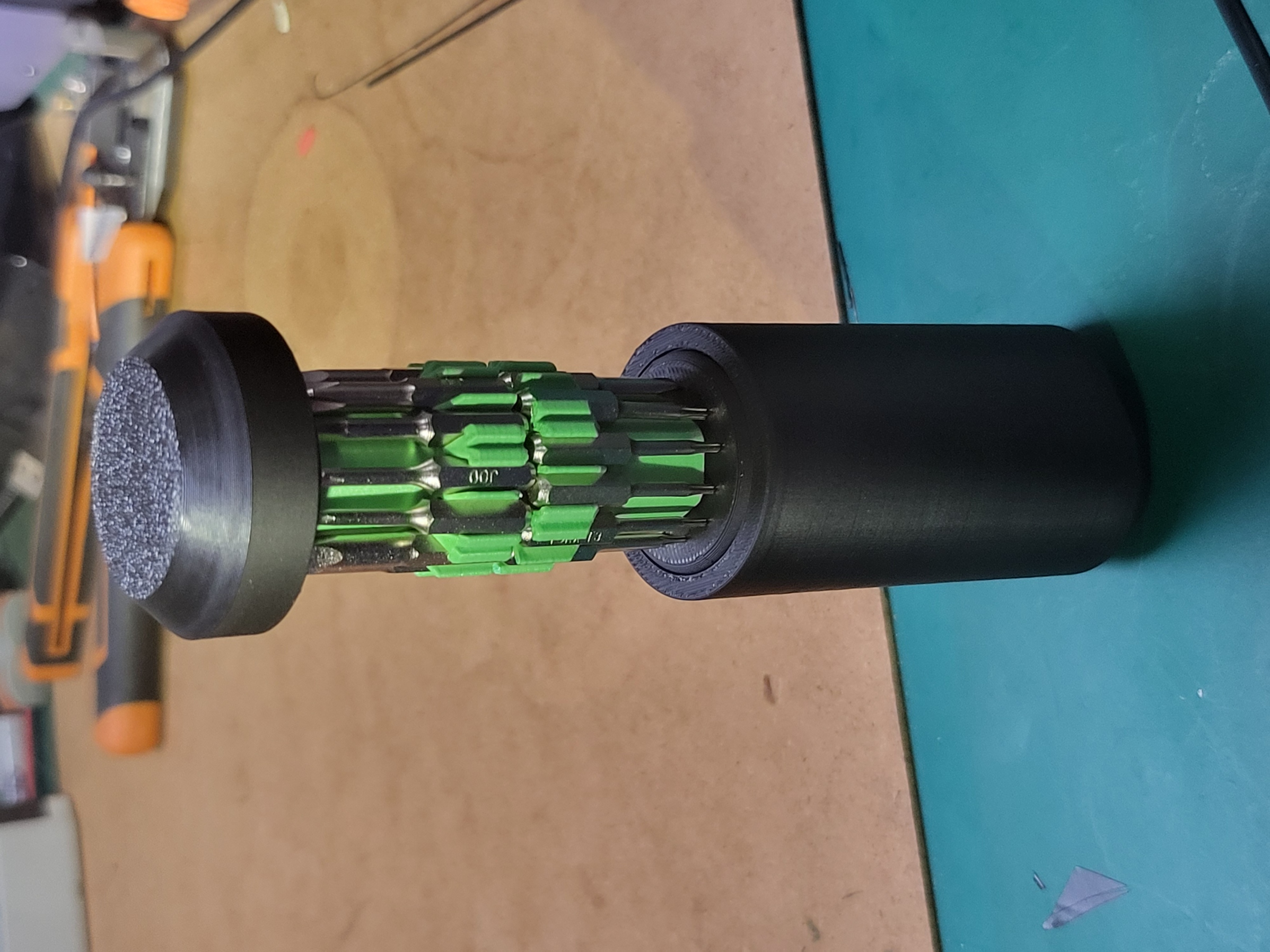 4mm precision hex bit holder for Pocket size driver bit case von Liam ...