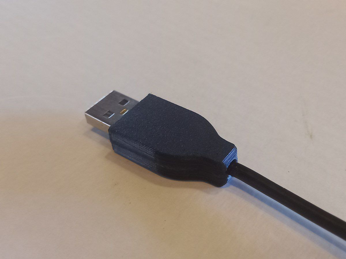 USB Case Housing Replacement by JuaniElias | Download free STL model ...