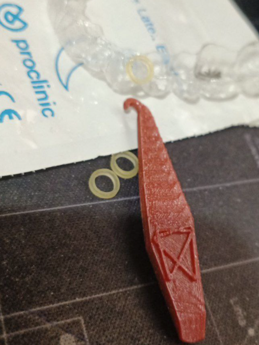 Invisalign Orthodontic elastics bands handles - Tiradores de gomillas ...