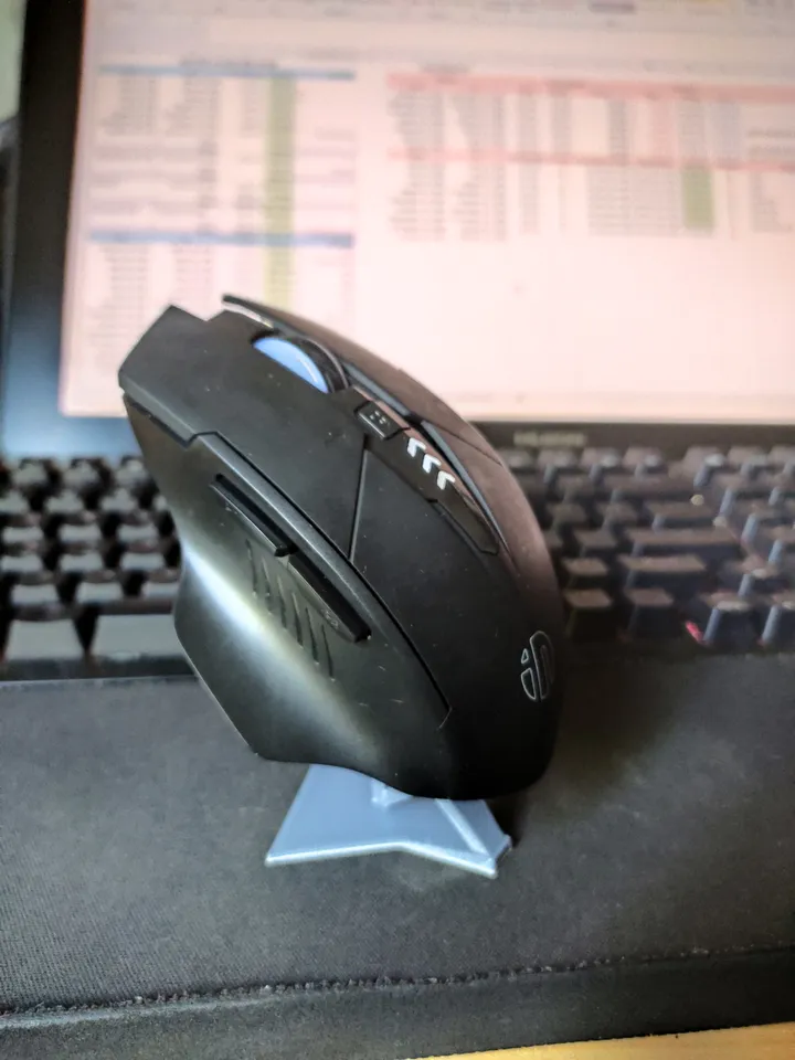 Simple Mouse Stand by zlaur3d | Download free STL model | Printables.com