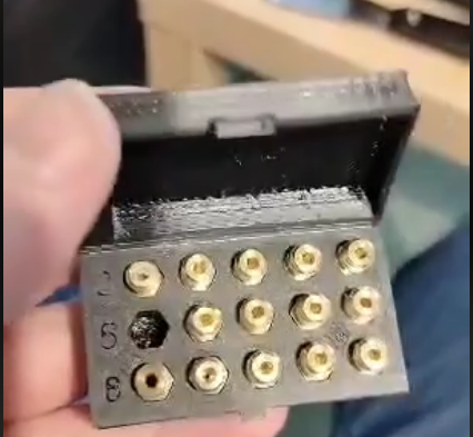 Print in place nozzle container 3x5 by juiceofglass | Download free STL ...