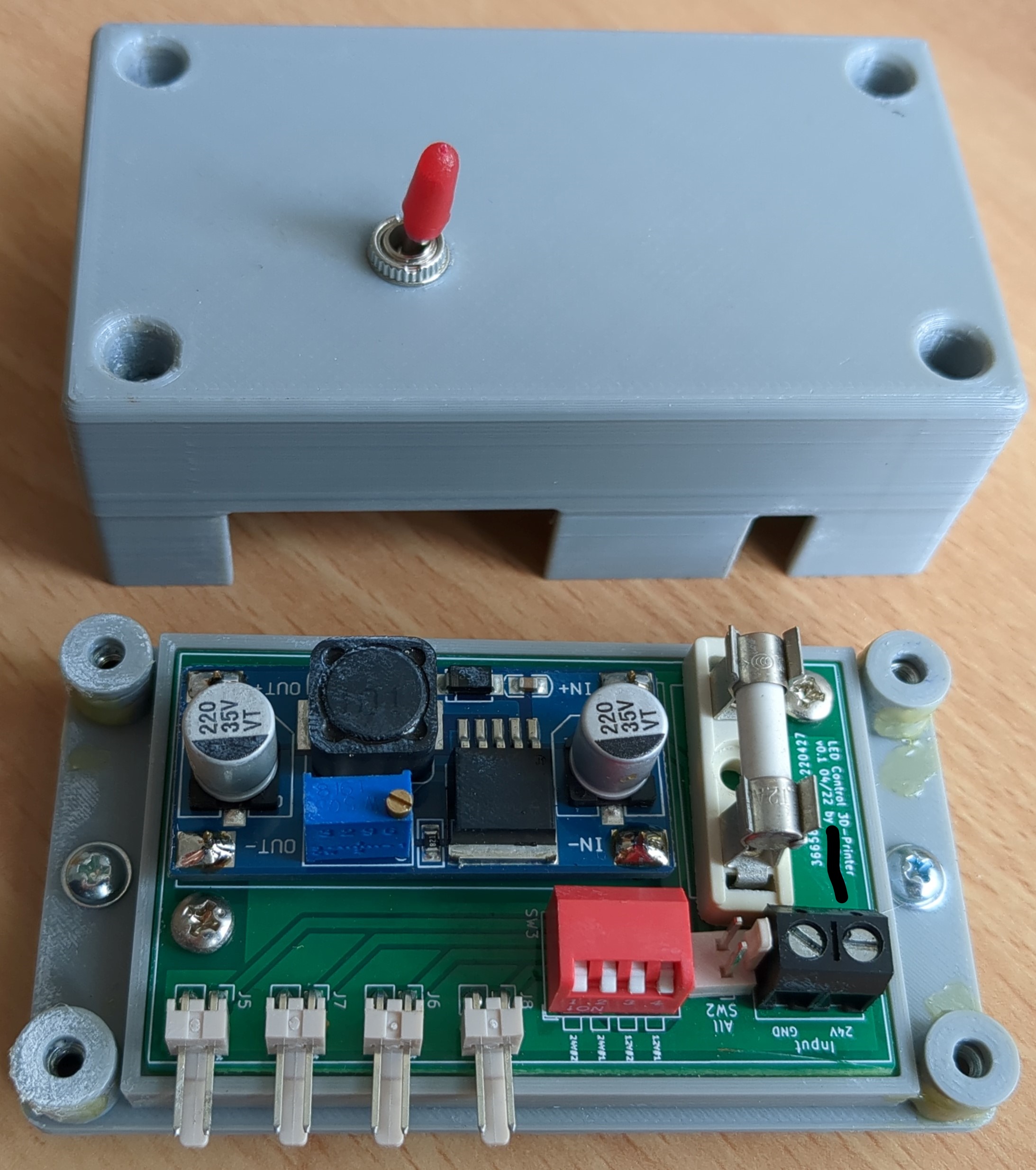 Customizable PCB housing by Leonardo3Printi | Download free STL model ...