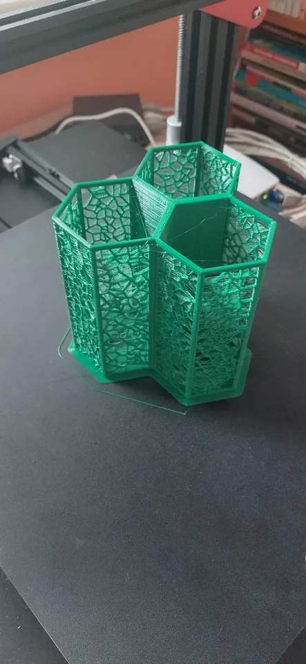 Toothpaste Holder by Gabriel Balogh | Download free STL model ...