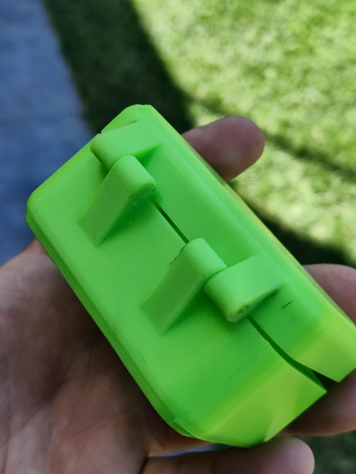 Small box with filament hinges par MDI3D | Téléchargez gratuitement un ...