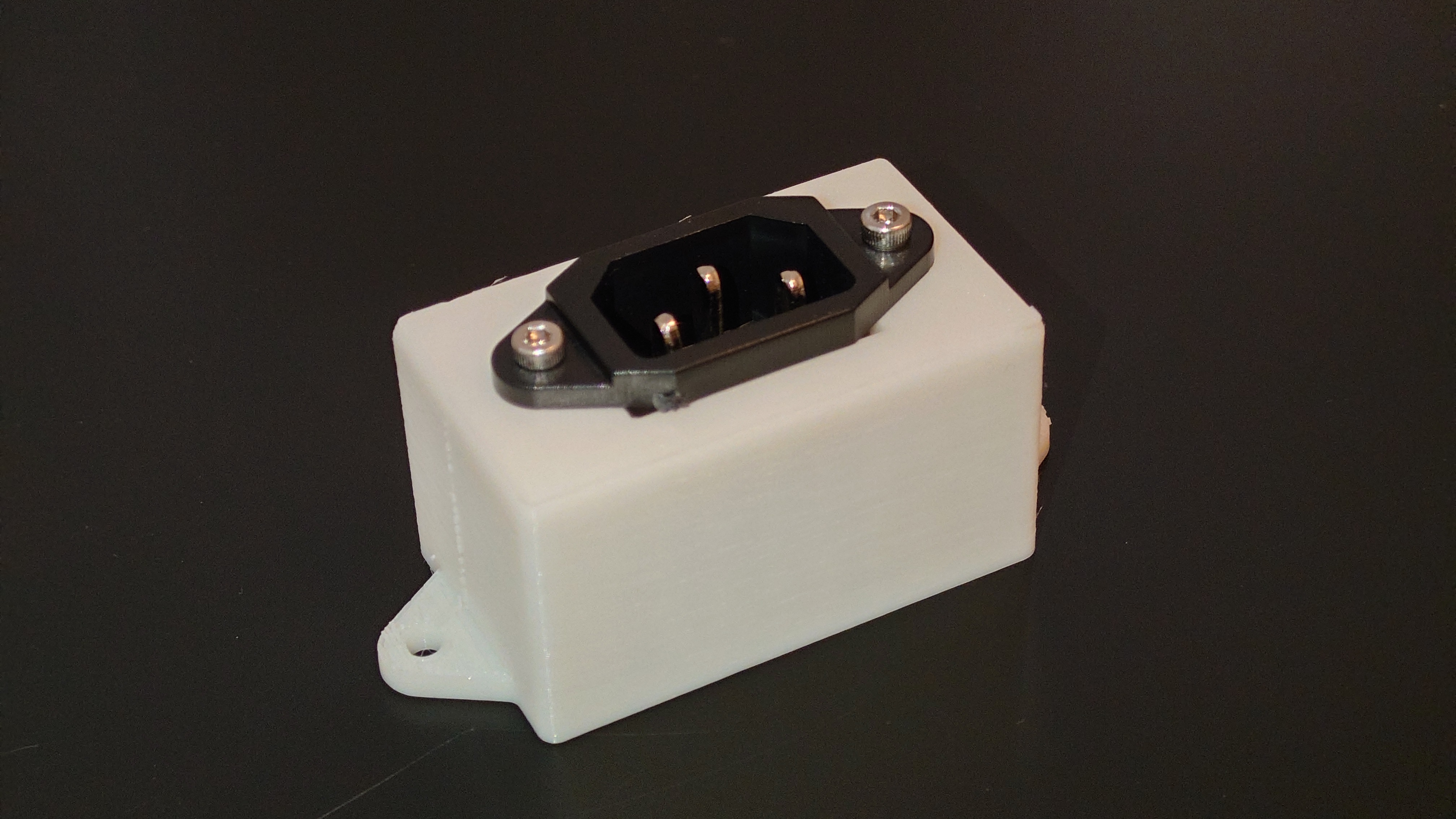 C14 Socket External Mount by RiotOne | Download free STL model ...