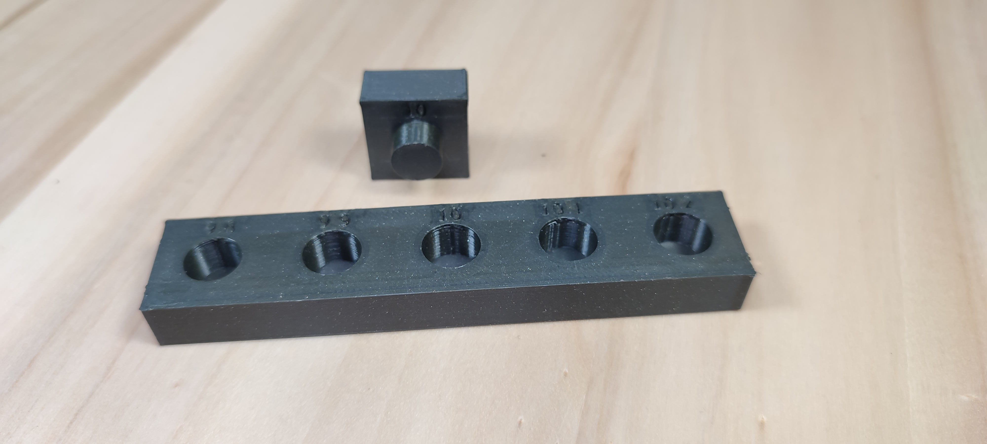 Tolerance TEST (test fit) por Nikola | Descargar modelo STL gratuito ...