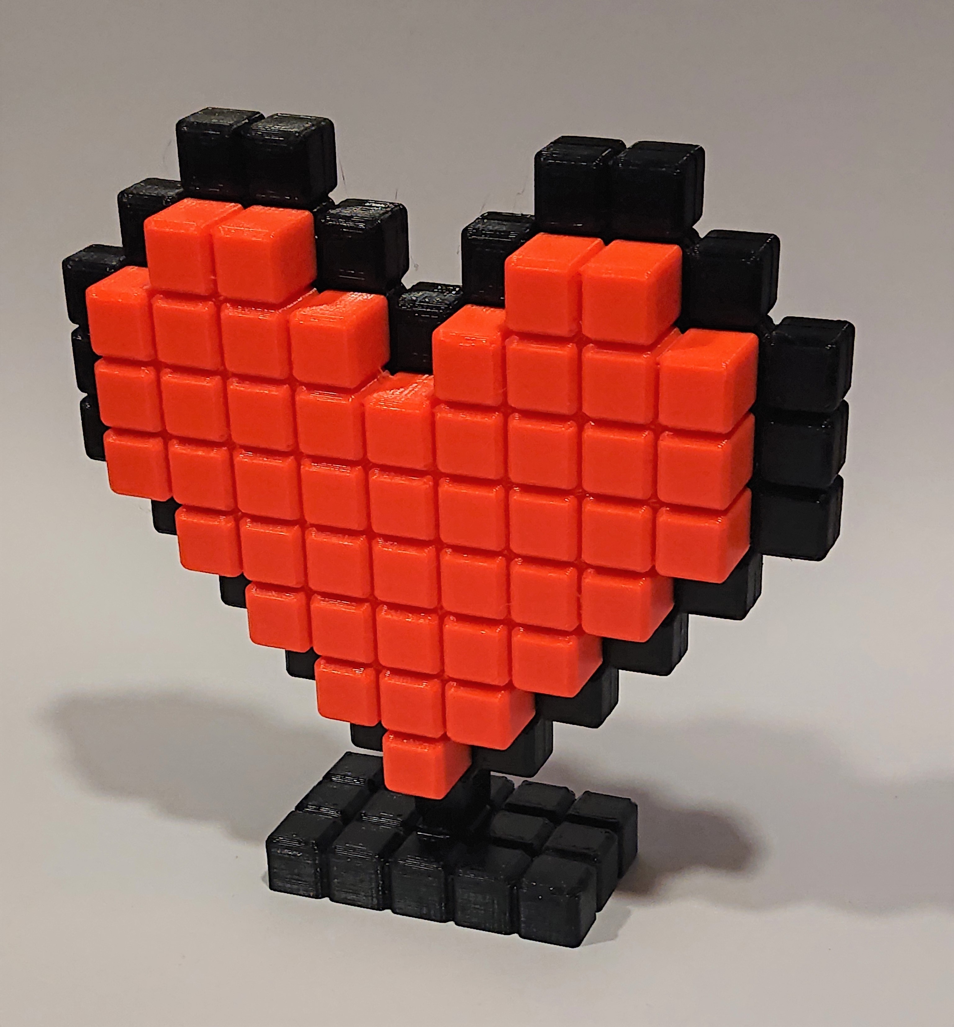 Pixel heart standing by bstolk | Download free STL model | Printables.com