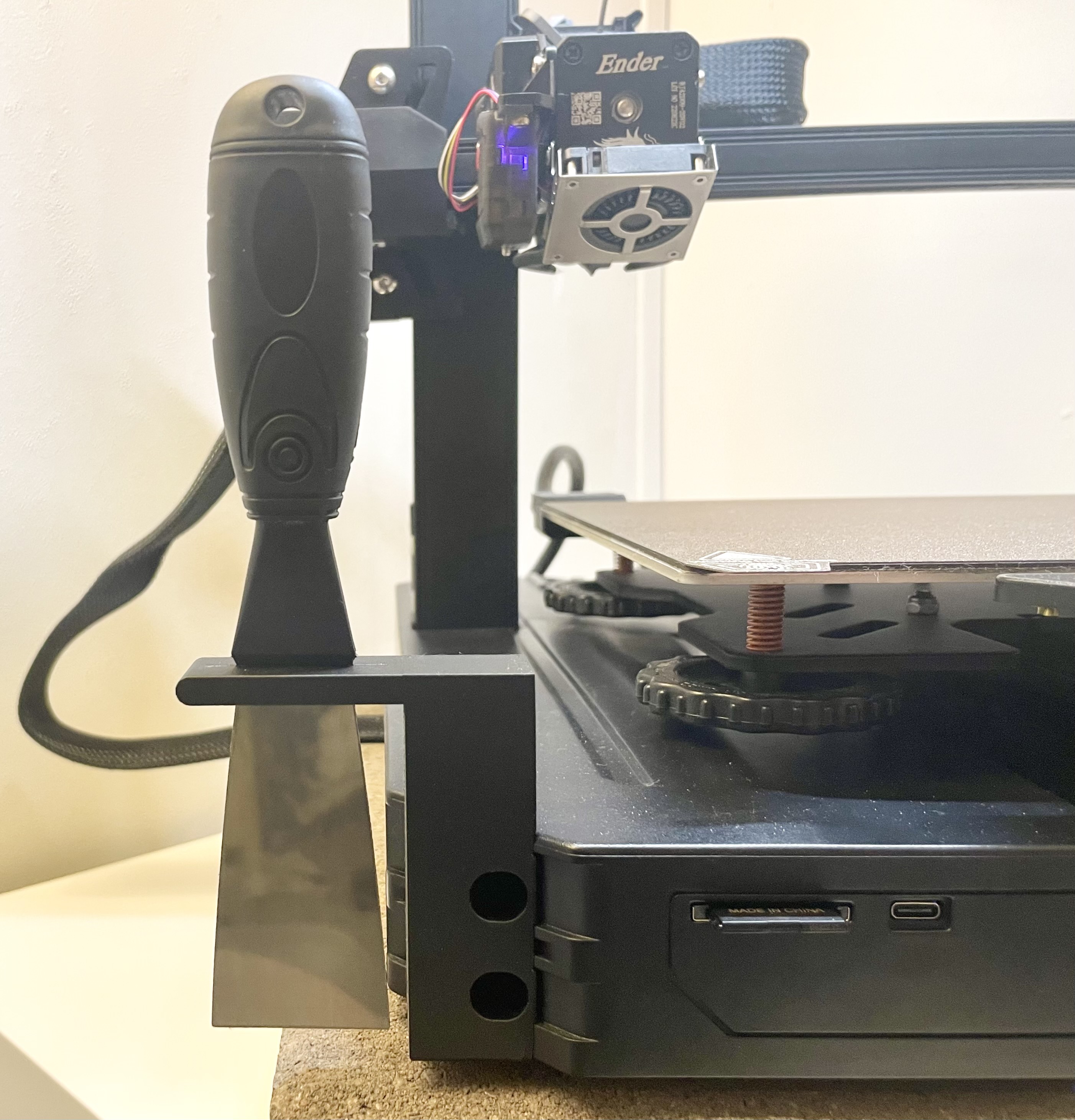Ender 3 S1 PRO Print Removal Scraper Holder Left Front Corner by JLOJ ...